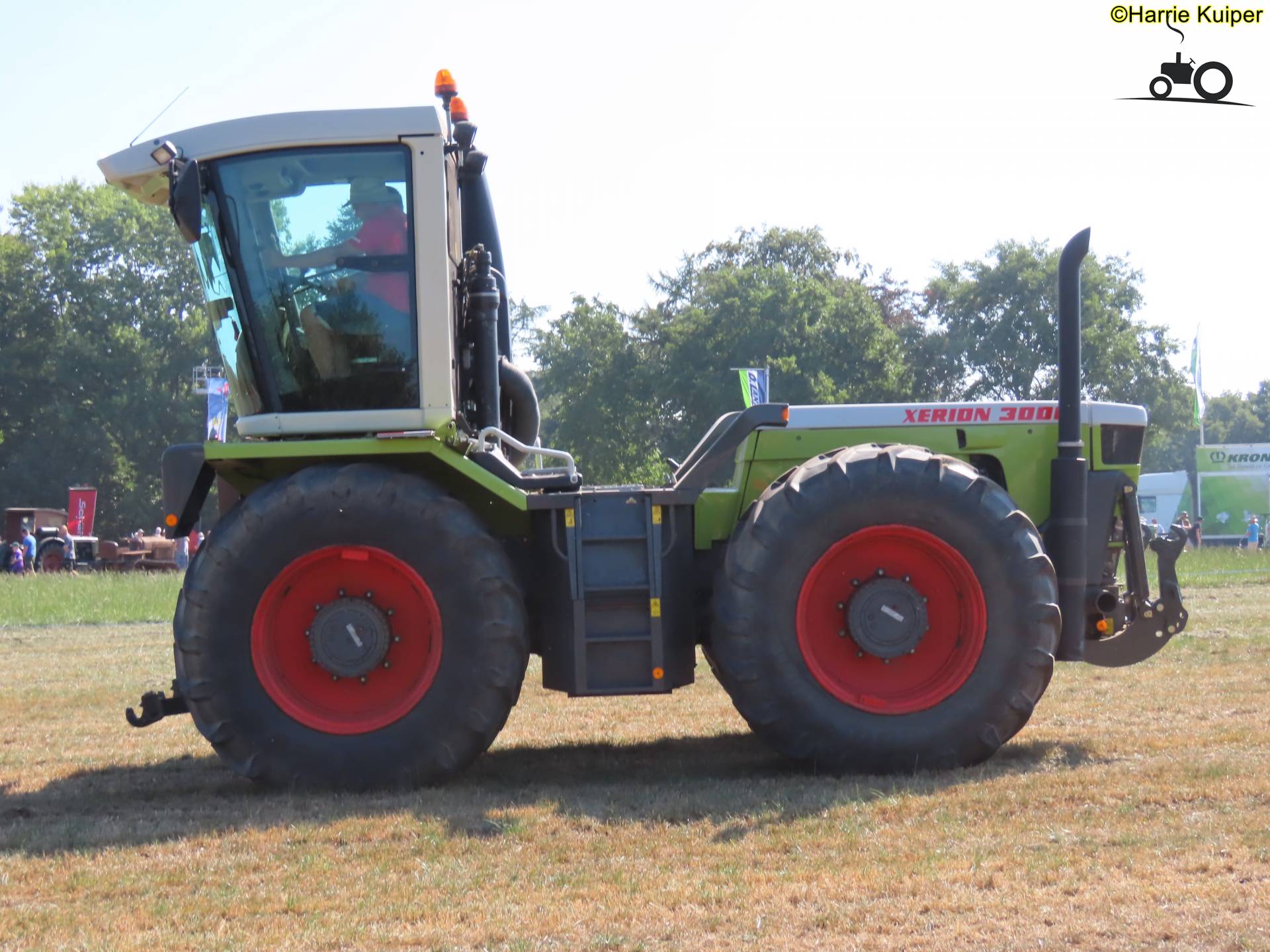 Foto Claas Xerion 3000 #1486657