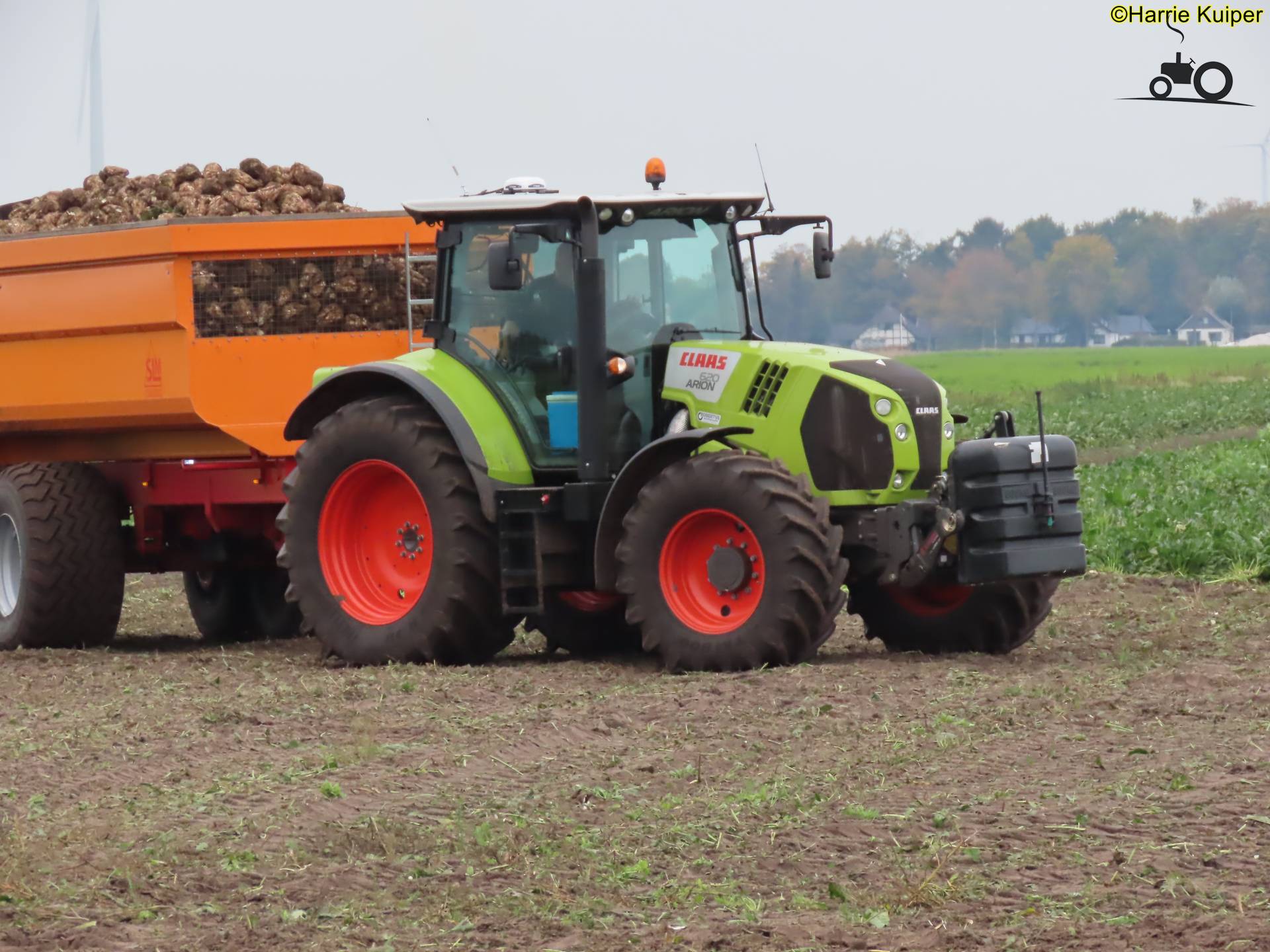 Foto Claas Arion 620 #1496723