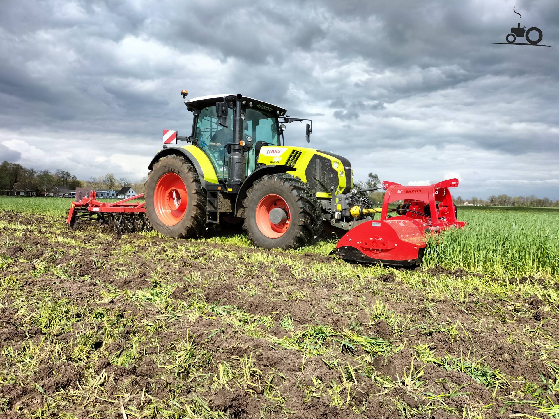 Foto Claas Arion 650 van H Vrieling