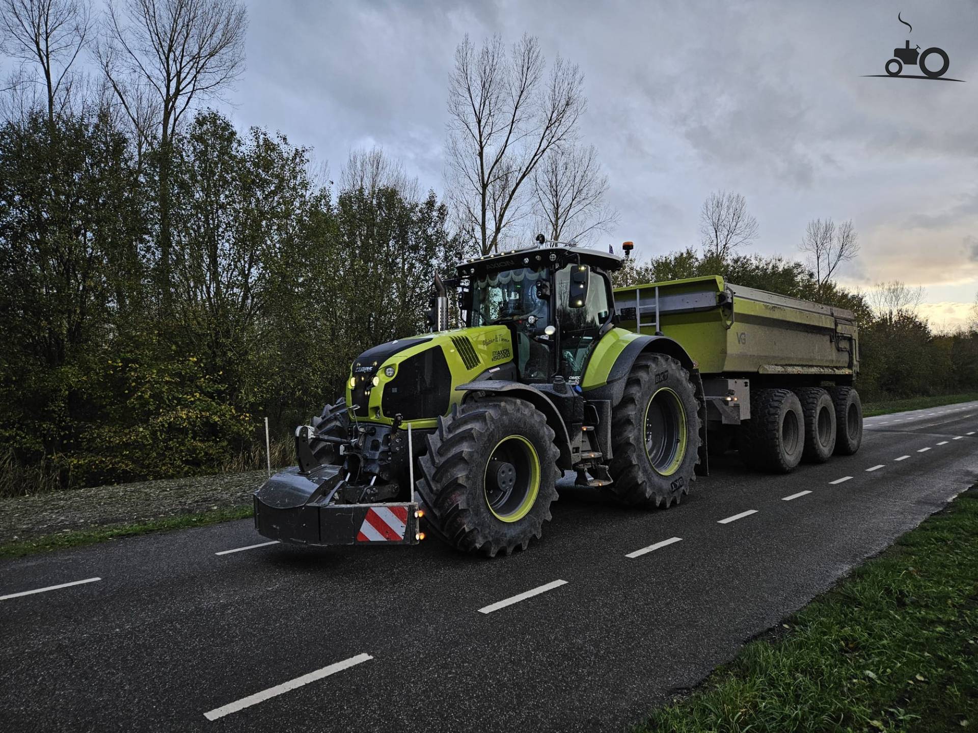 Foto Claas Axion 870 #1545354