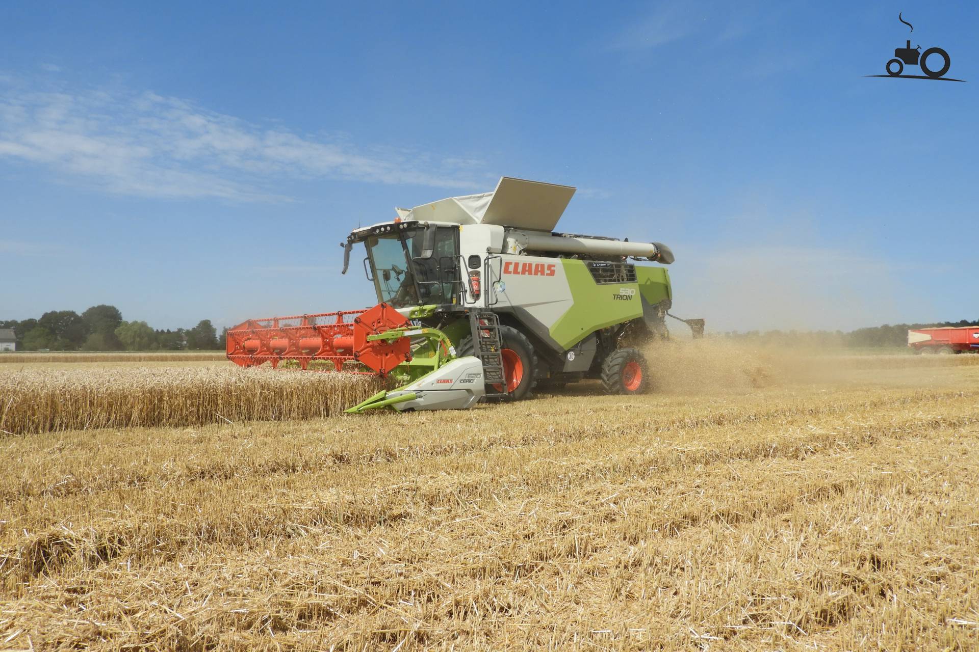 Foto Claas Trion 530 #1587197