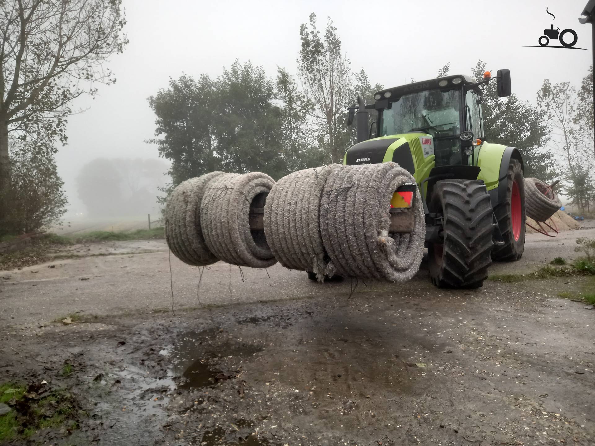 Foto Claas Axion 810 van Klus en montage Bedrijf Burger
