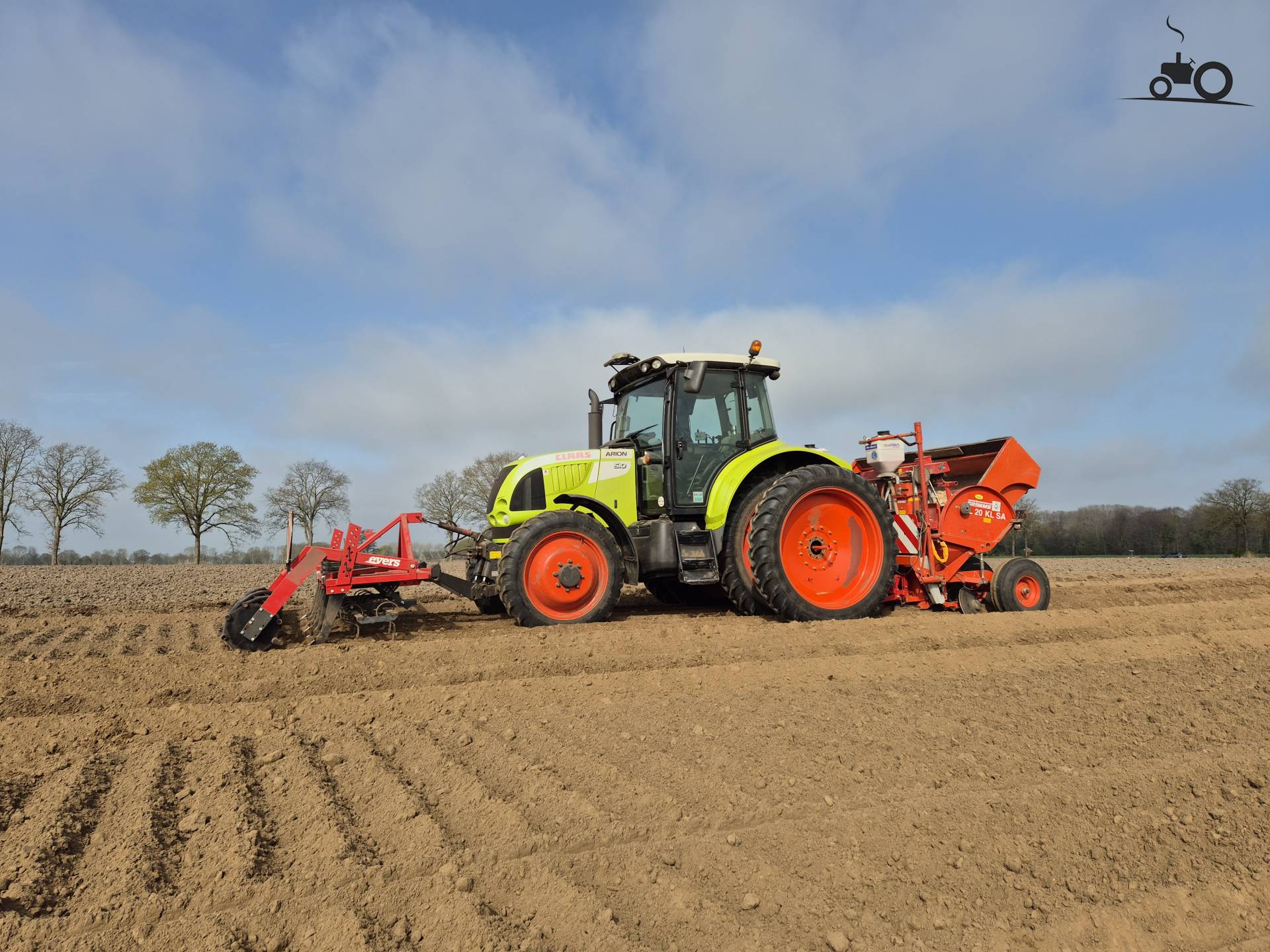 Claas Arion 510