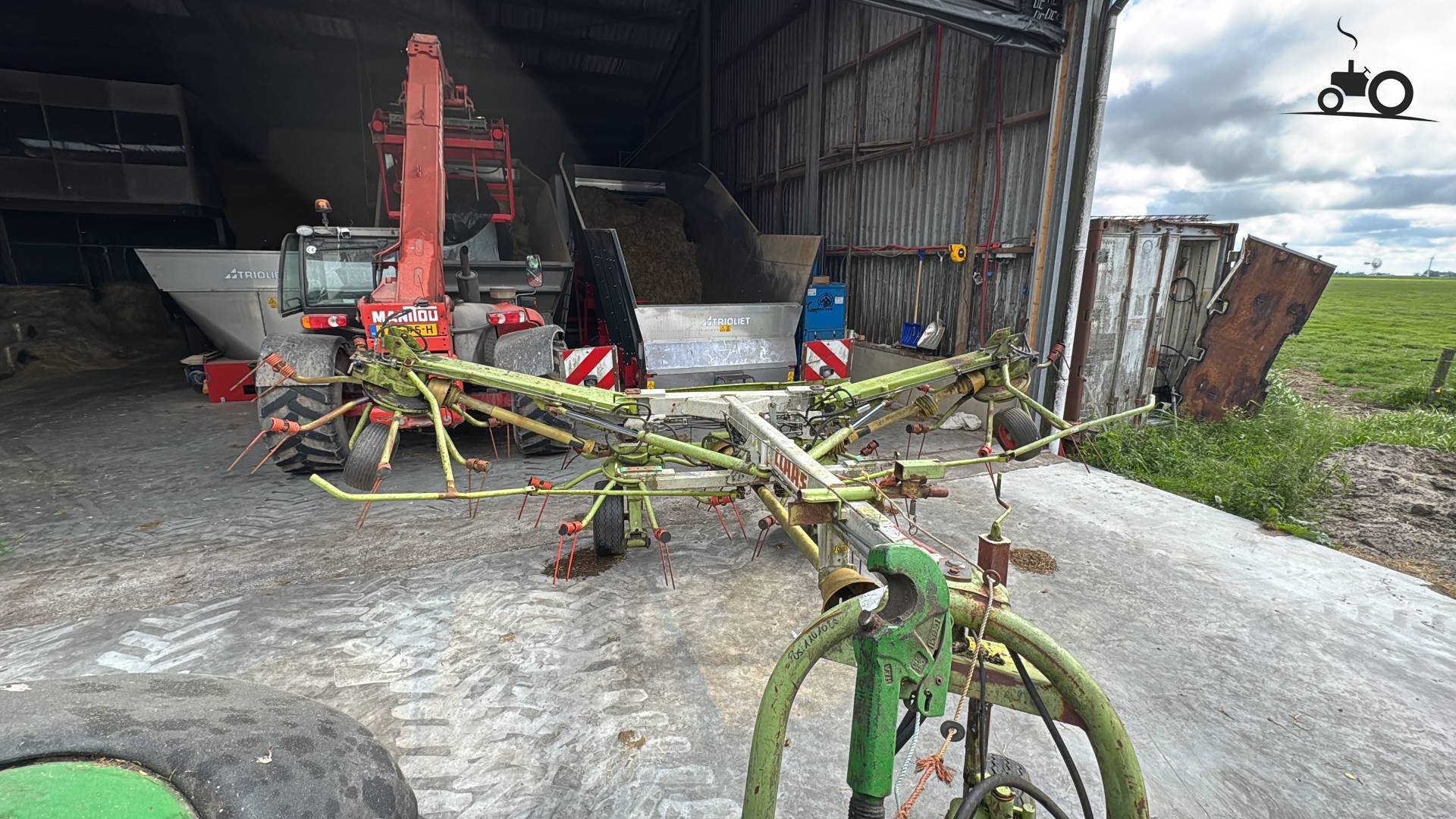 Foto Claas Volto 1050 #1621986