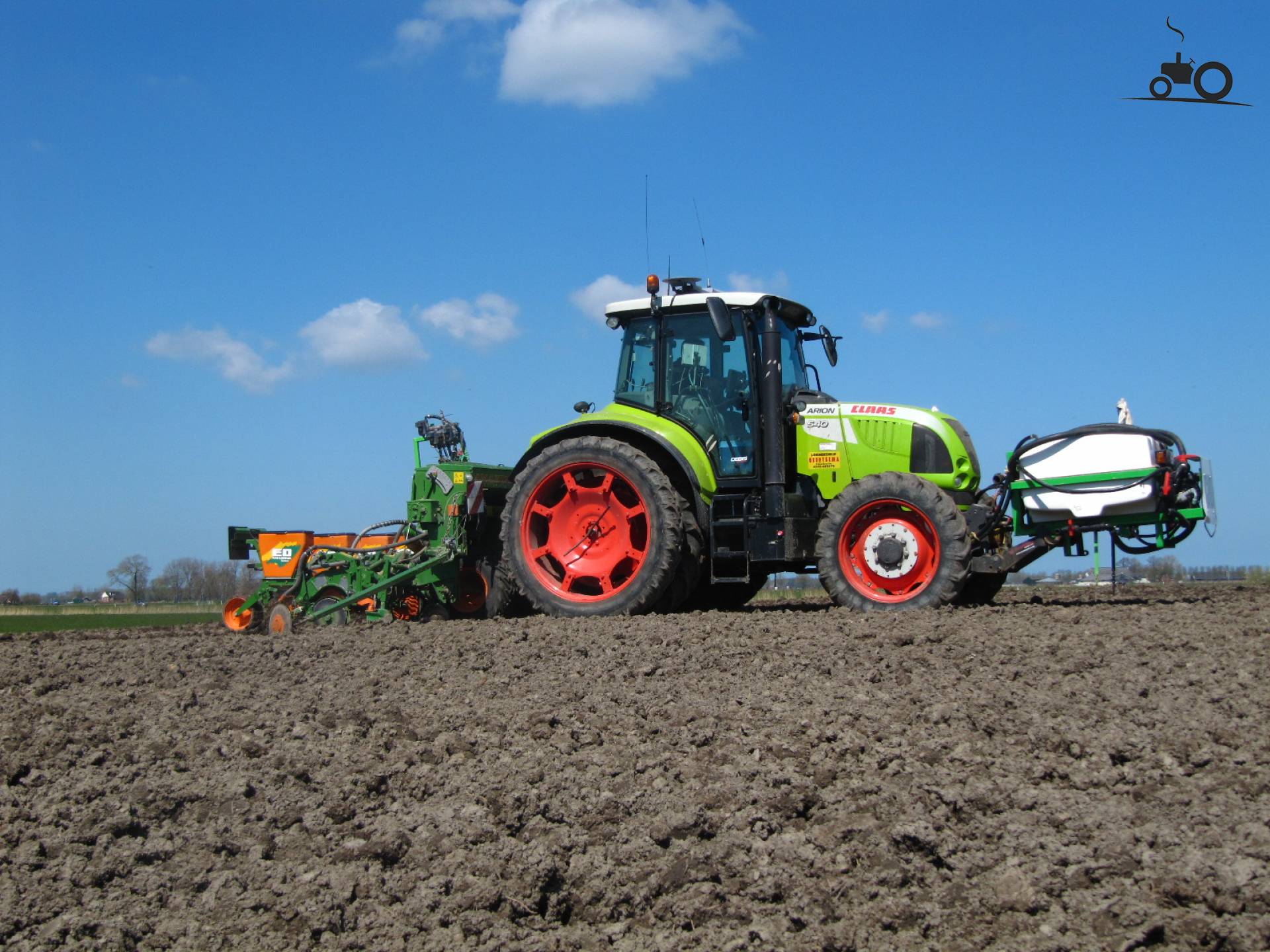 Foto Claas Arion 540 #344353