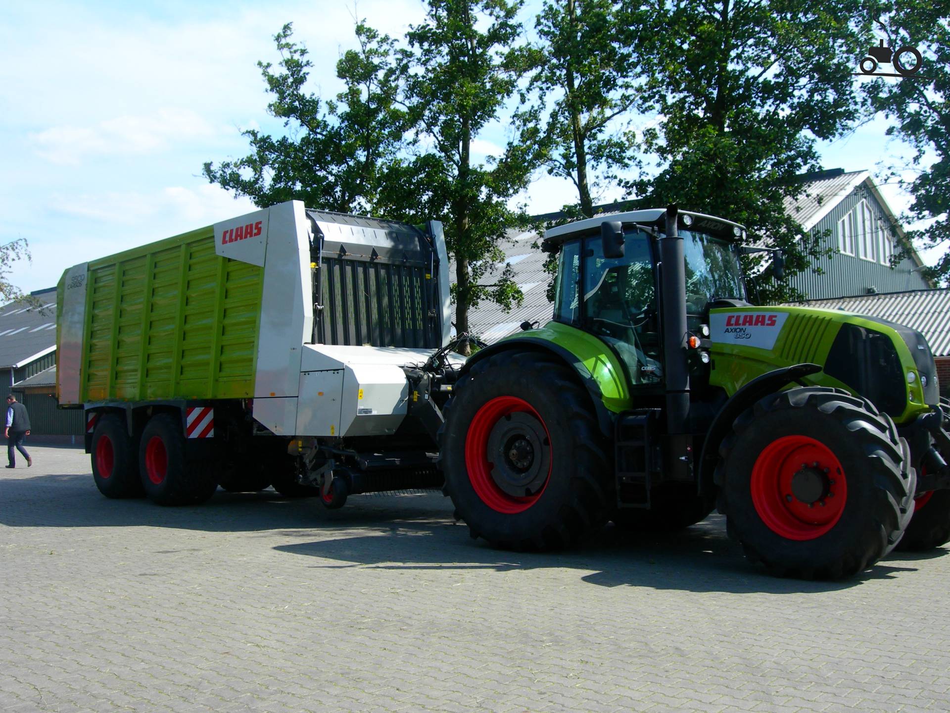 Foto Claas Axion 850 #369405