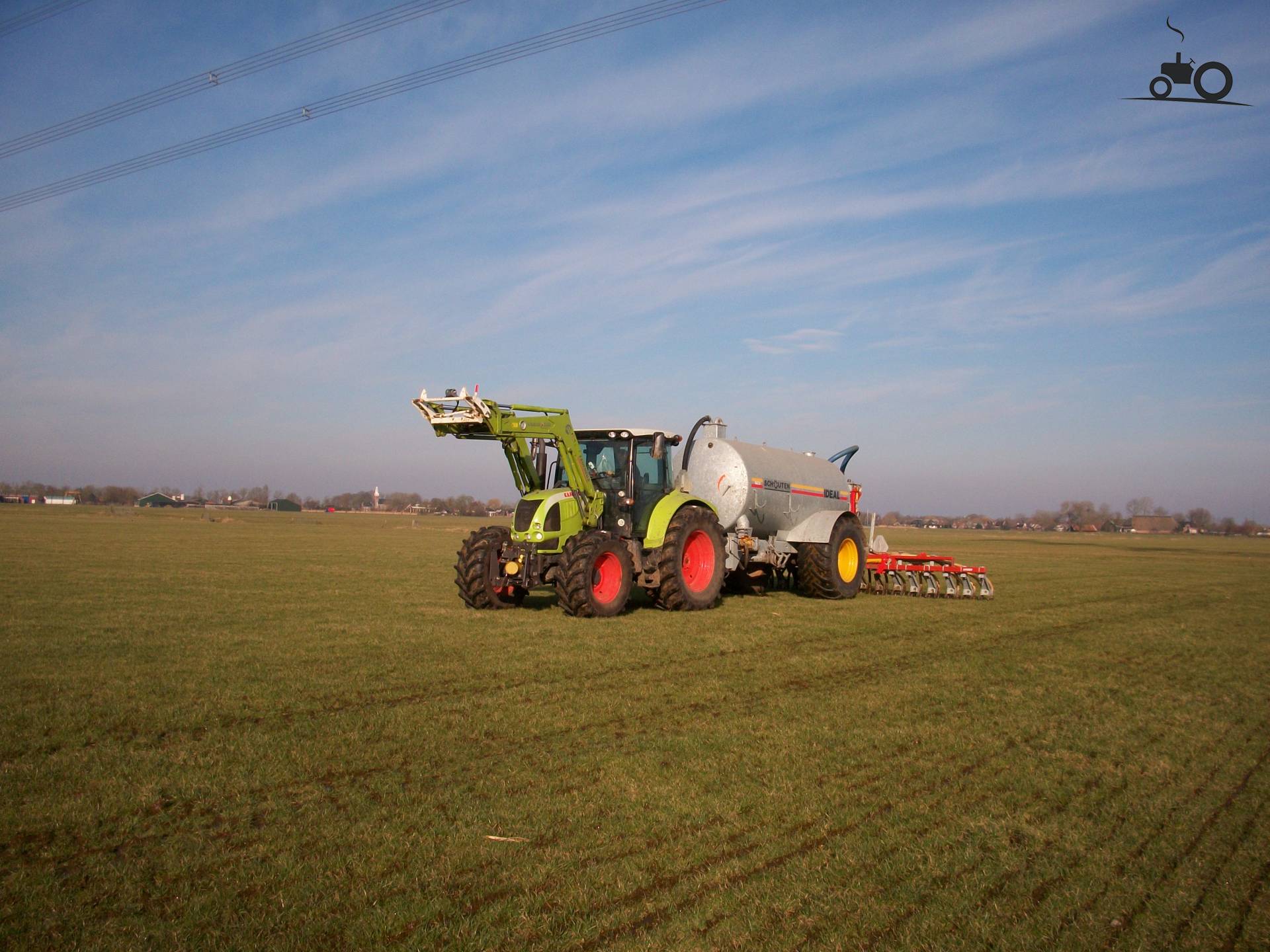 Claas Arion 530