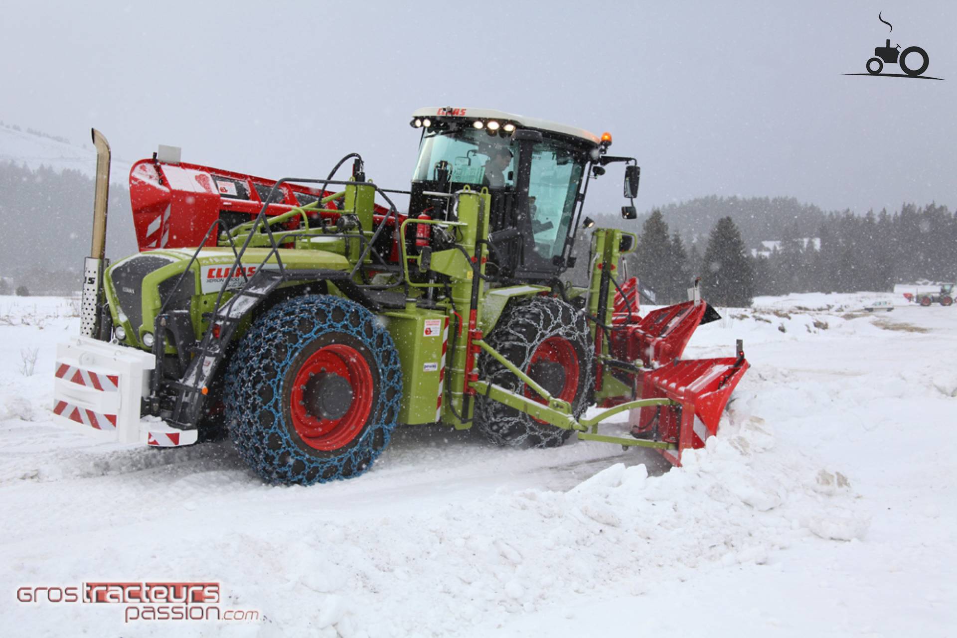 Foto Claas Xerion 4500 #484515