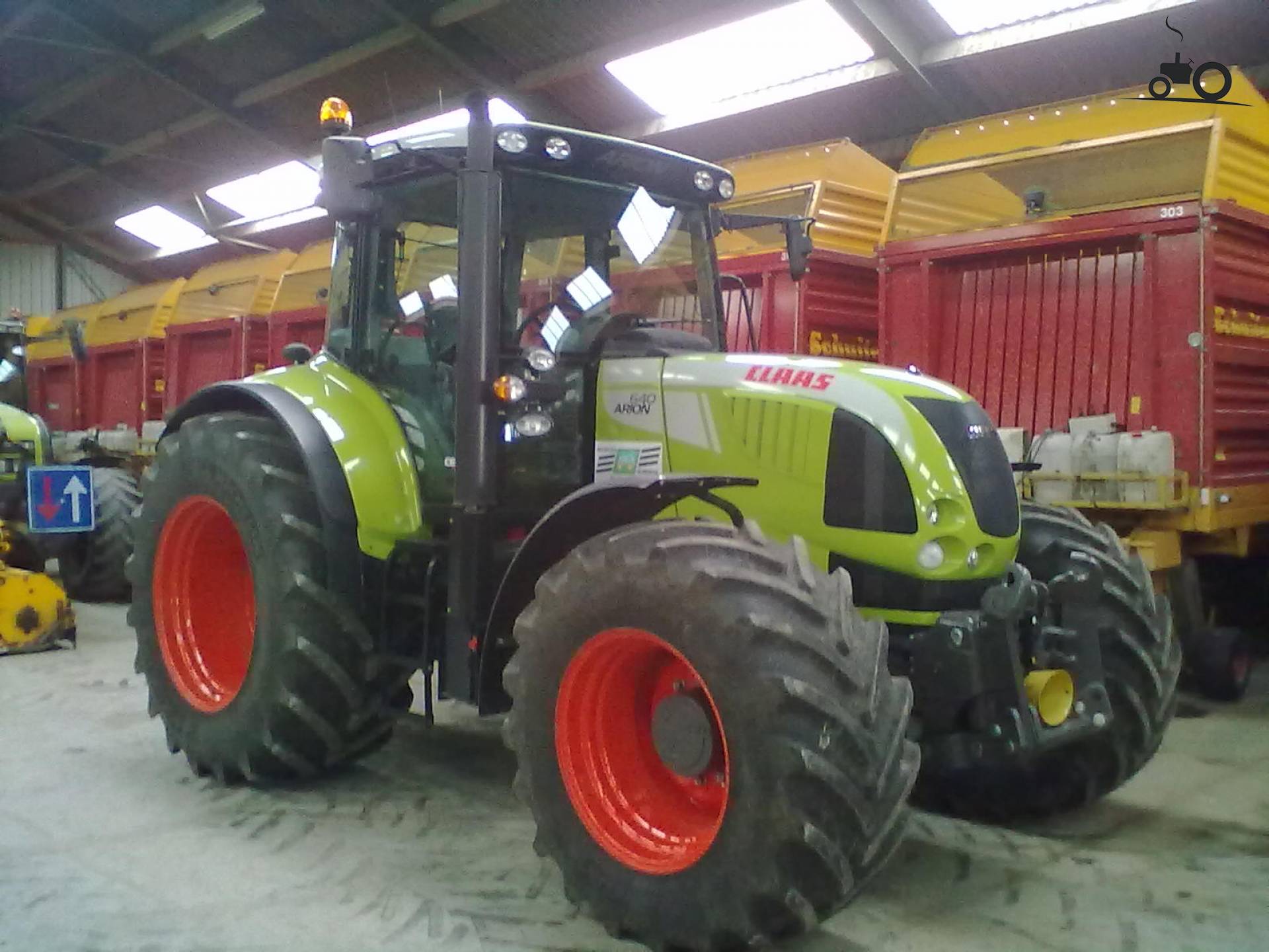Foto Claas Arion 640 #511392