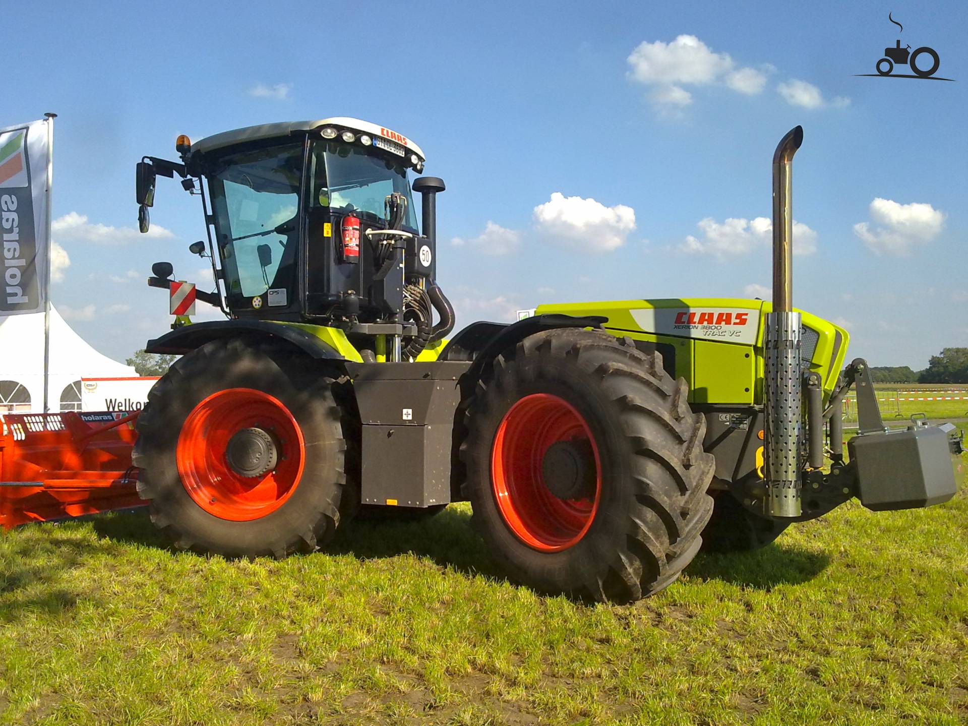 Foto Claas Xerion 3800 VC #536205