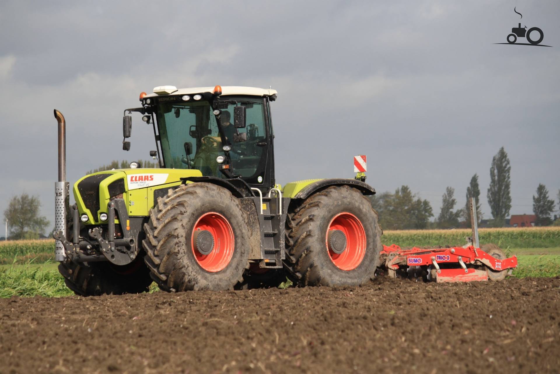 Foto Claas Xerion 3800 VC #540997