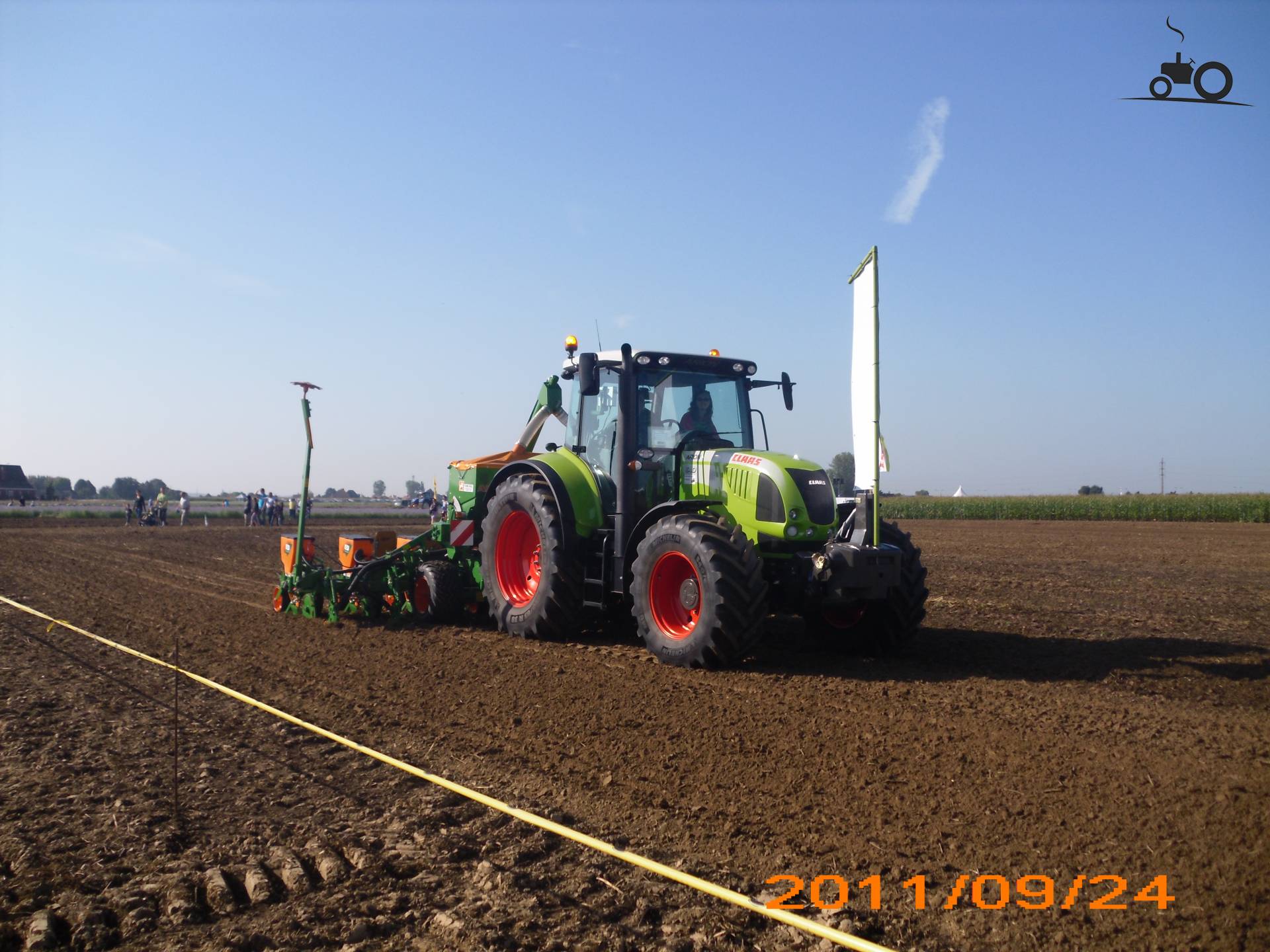 Claas Arion 640