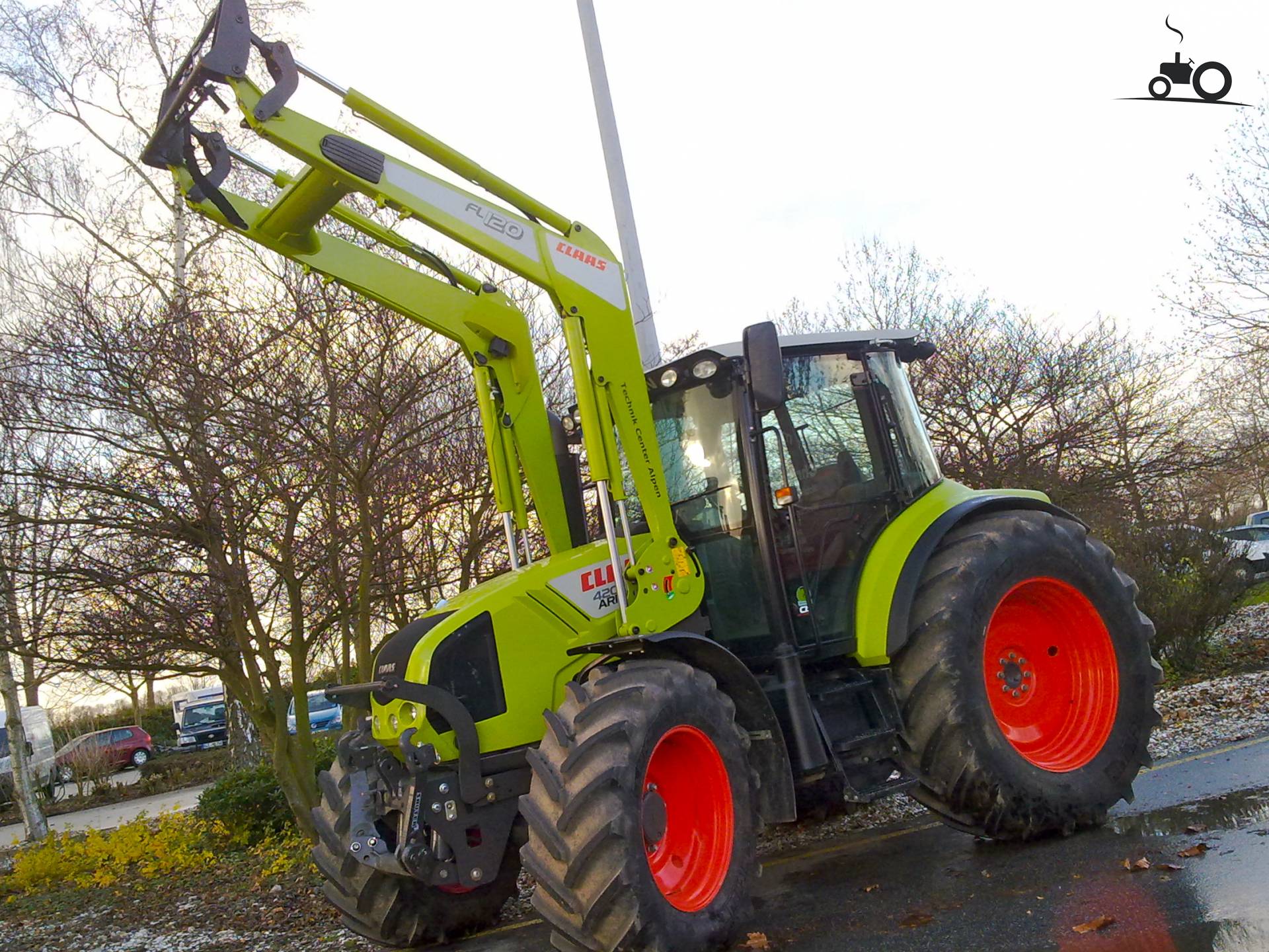 Foto Claas Arion 420 #577762