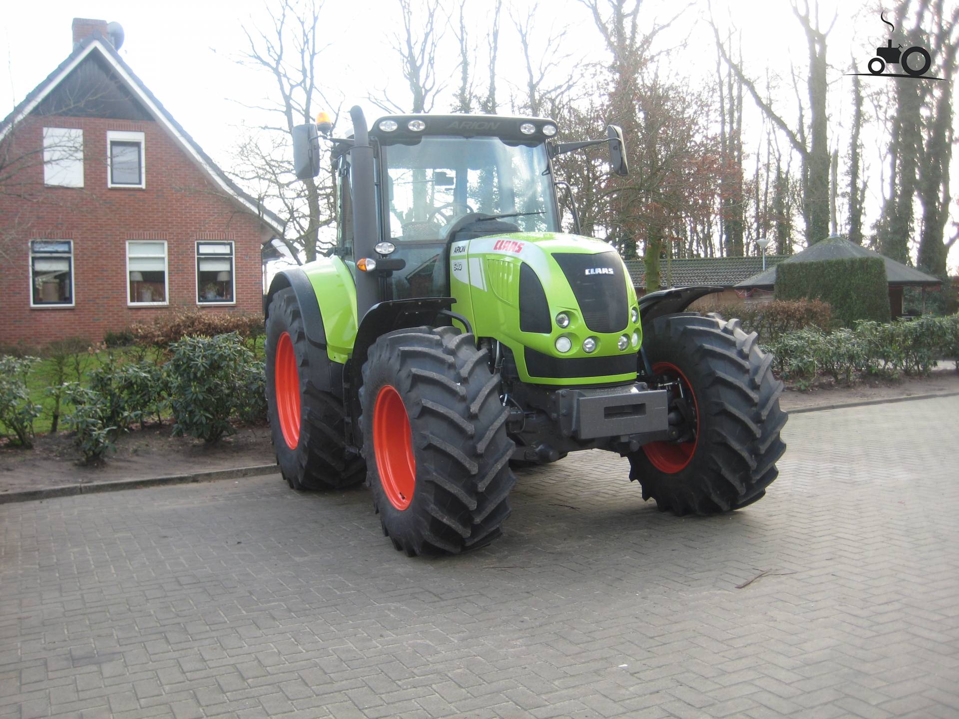 Foto Claas Arion 640 #582402