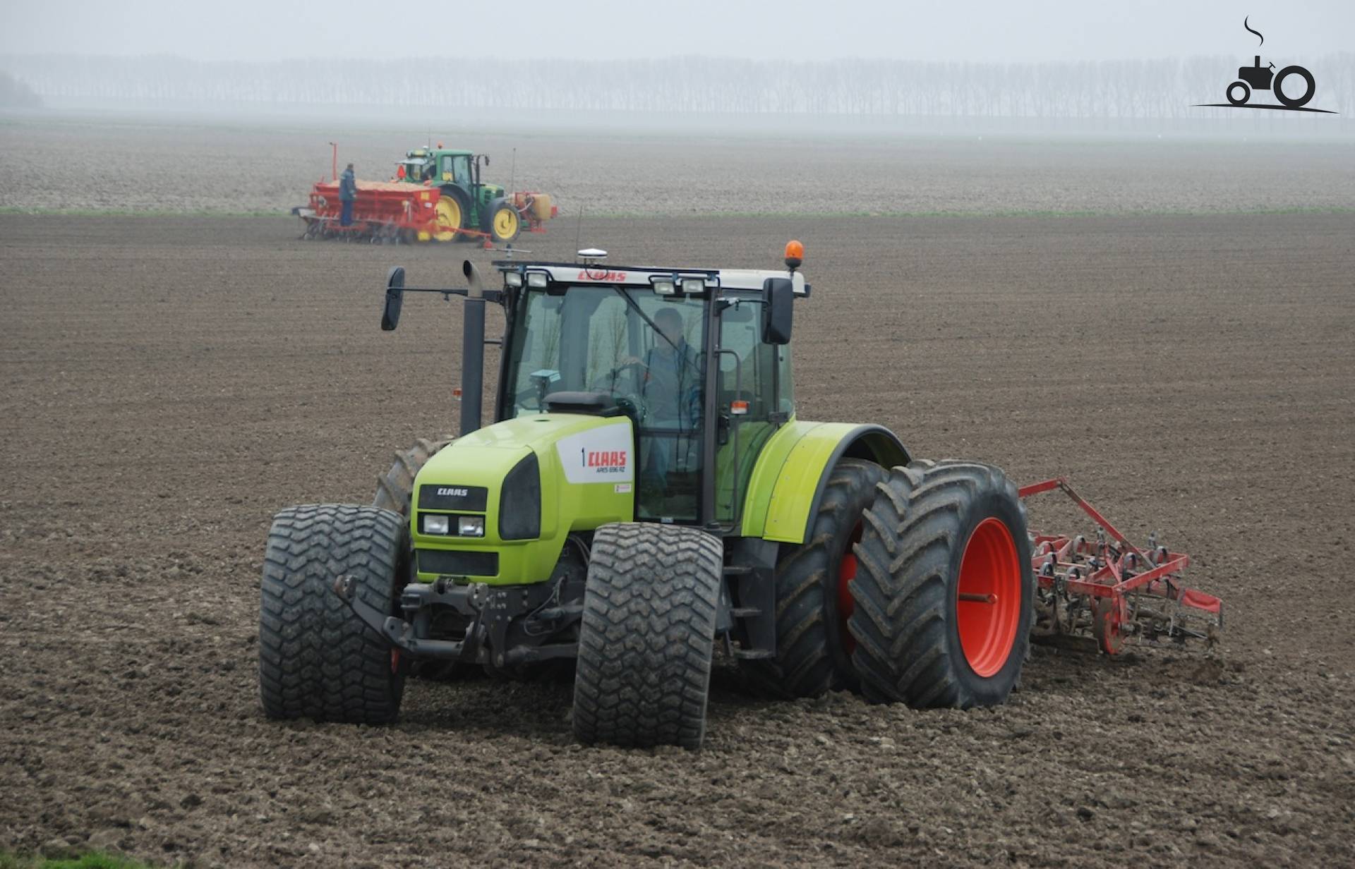 Foto Claas Ares 696 RZ #608992