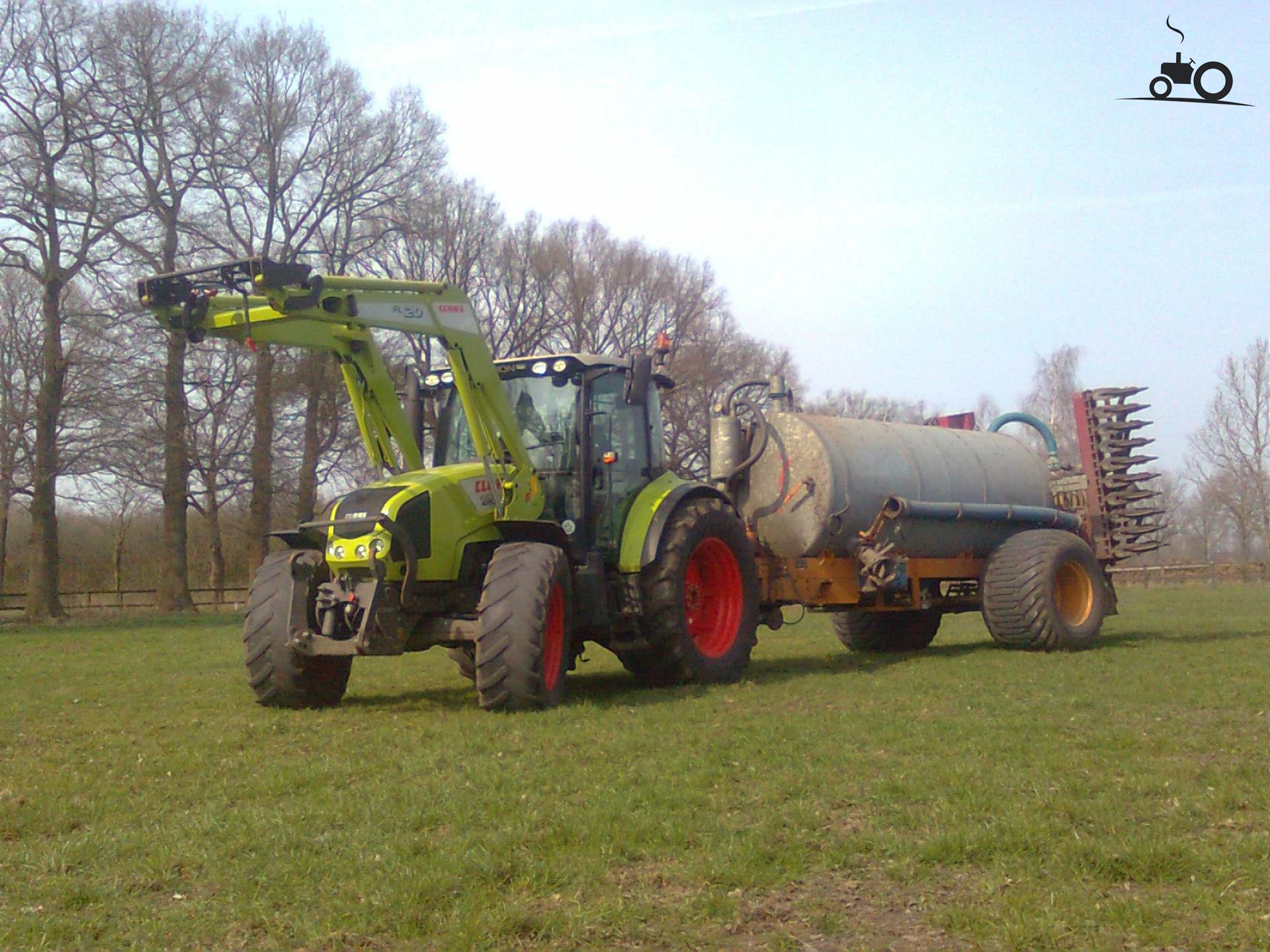 Claas Arion 430
