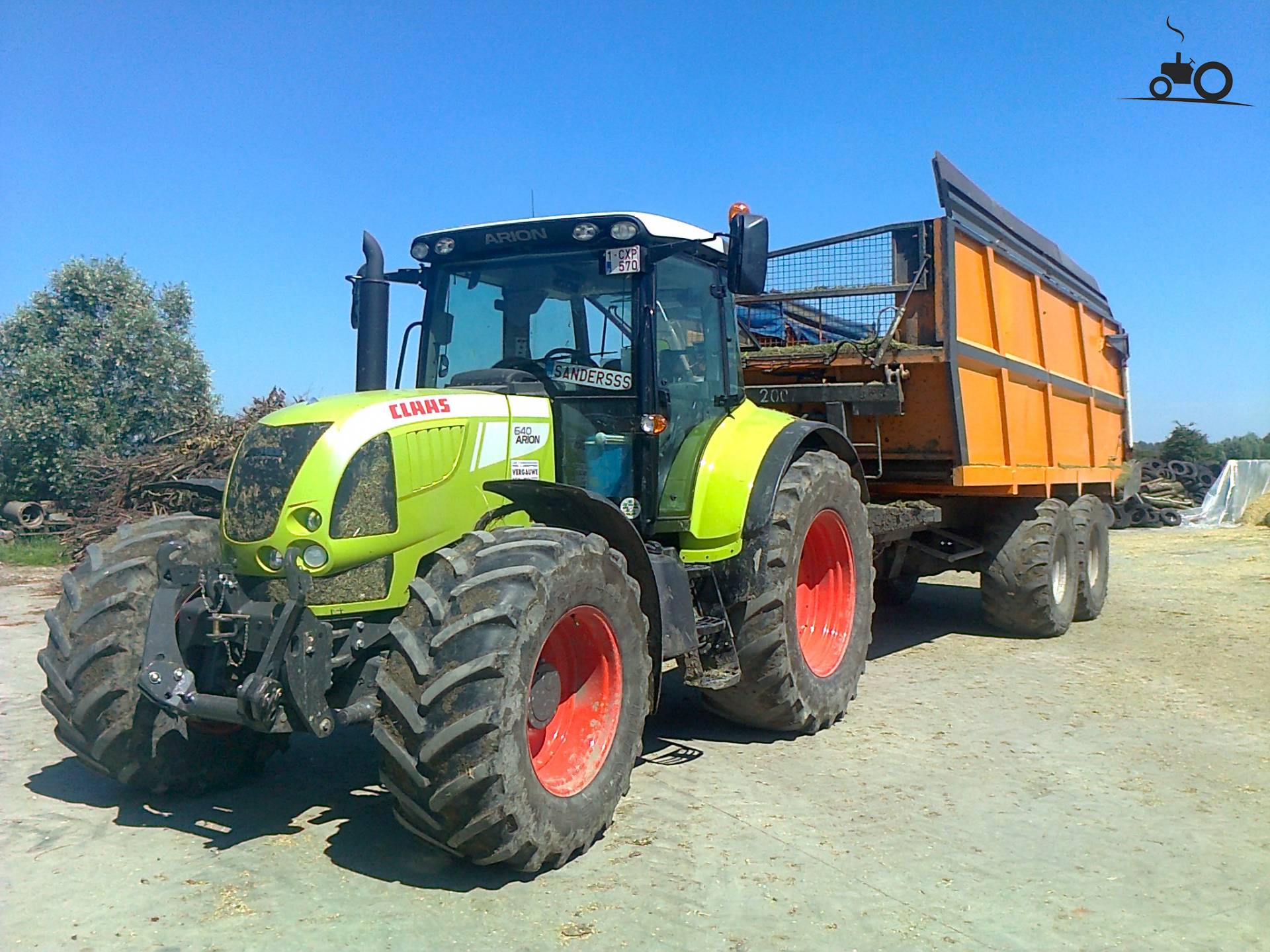 Foto Claas Arion 640 #665335