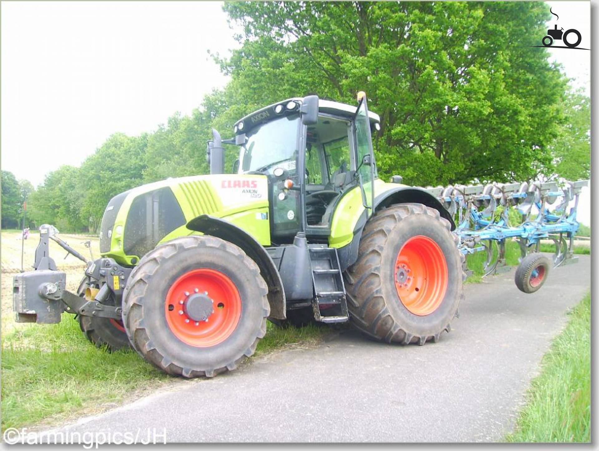 Claas Axion 820