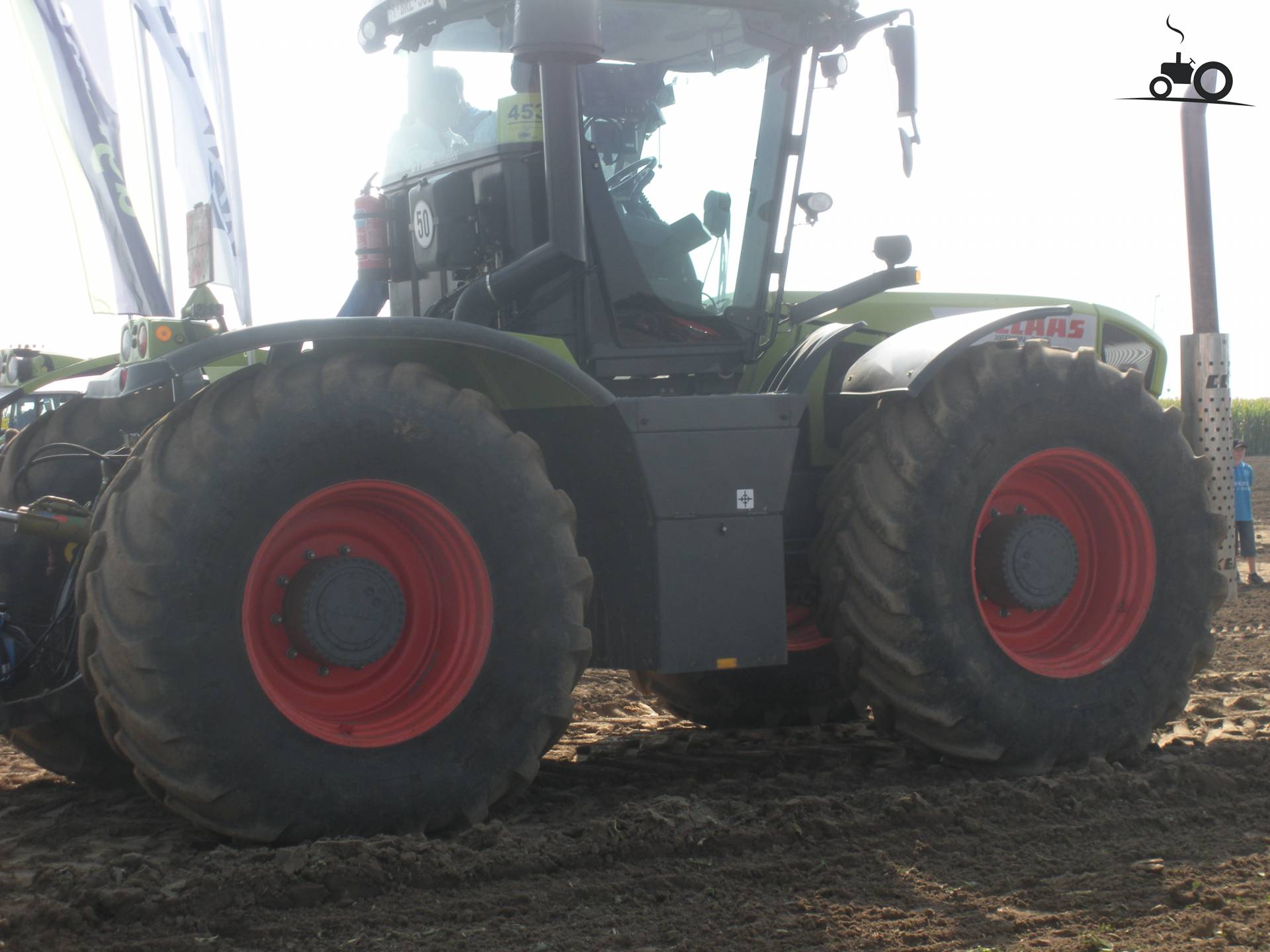 Foto Claas Xerion 3800 TRAC #730436