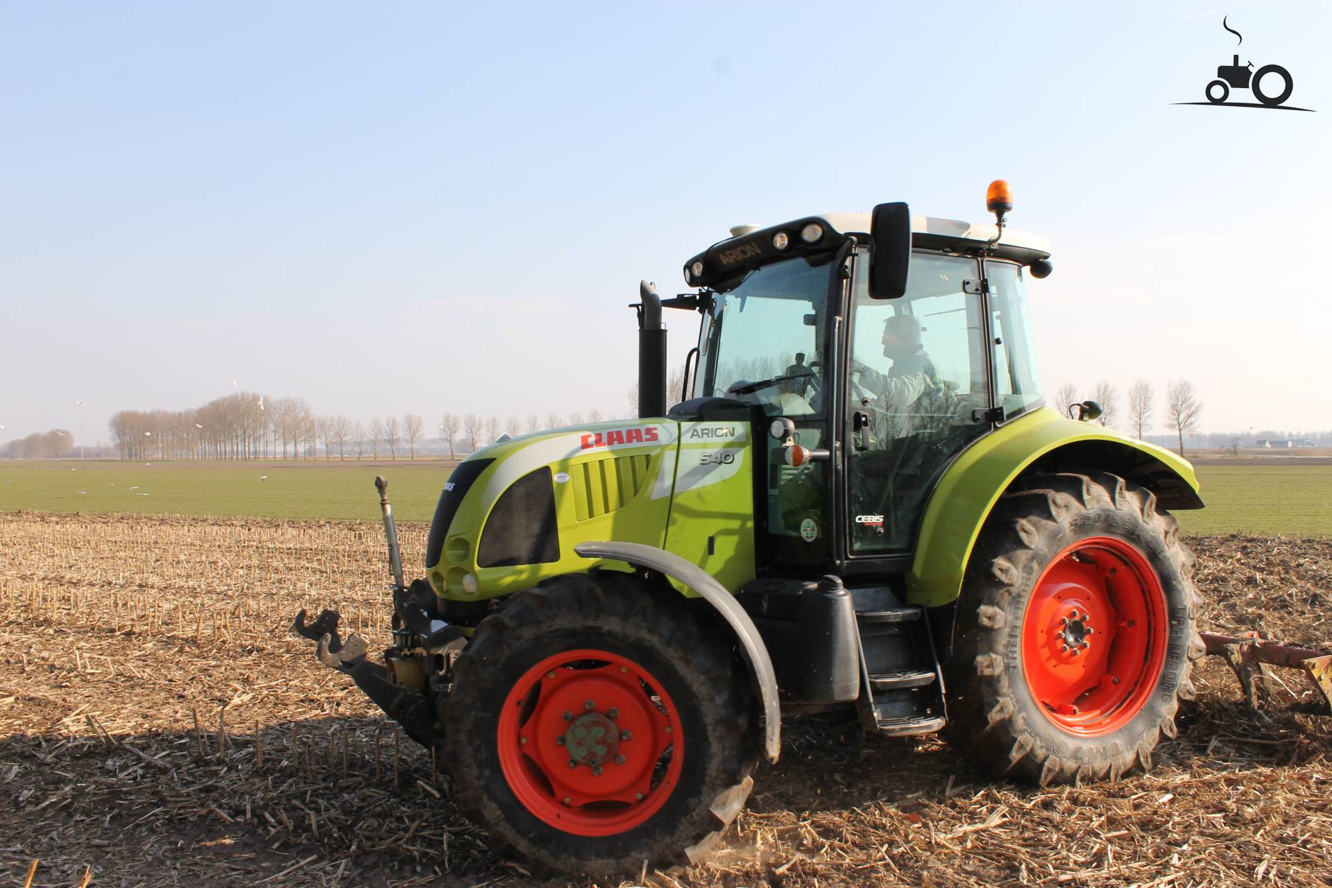 Foto Claas Arion 540 #742081