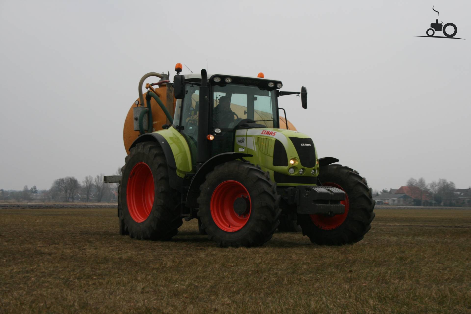 Foto Claas Arion 640 #742380