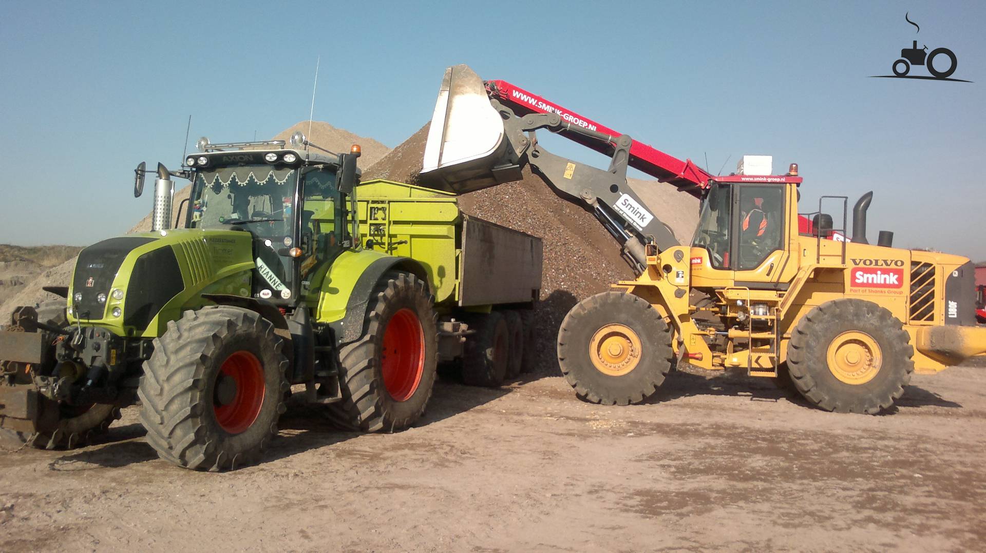 Foto Claas Axion 840 #747052