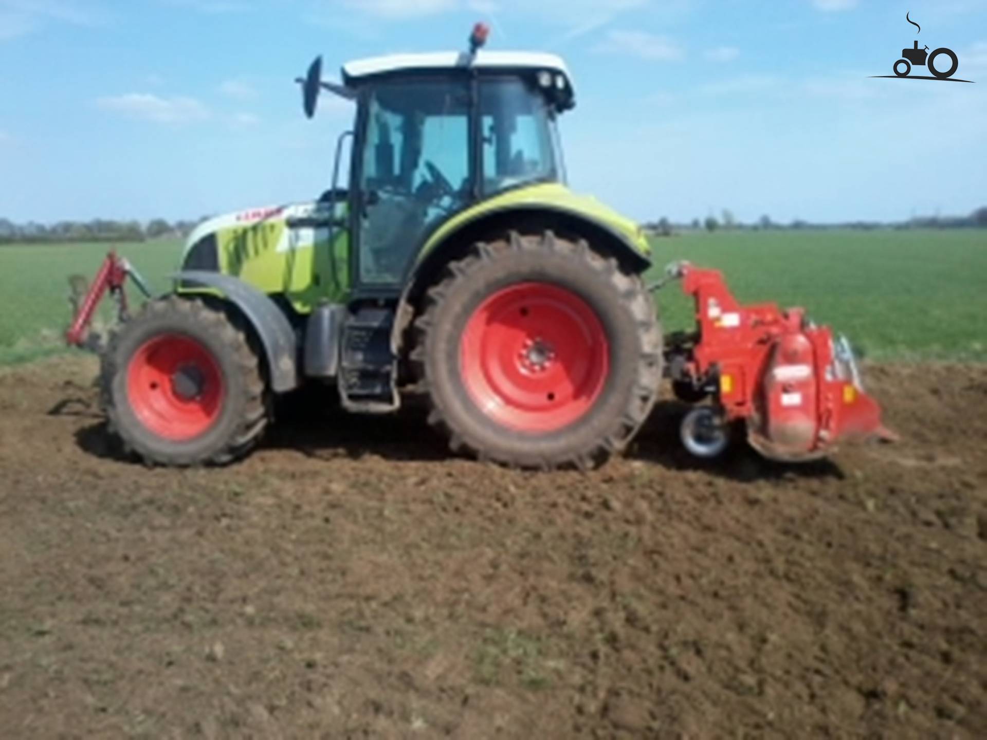 Claas Arion 530