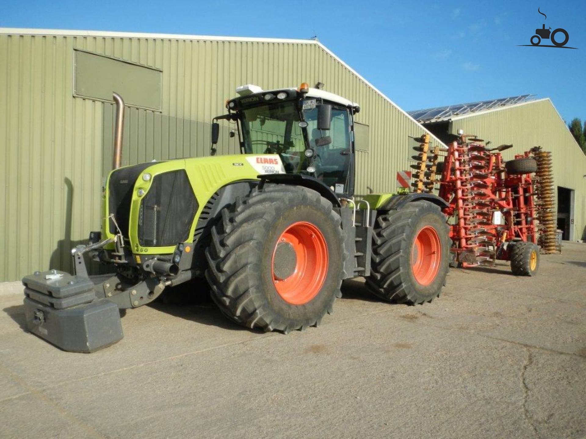 Claas Xerion 5000 - United Kingdom - Tractor picture #790989