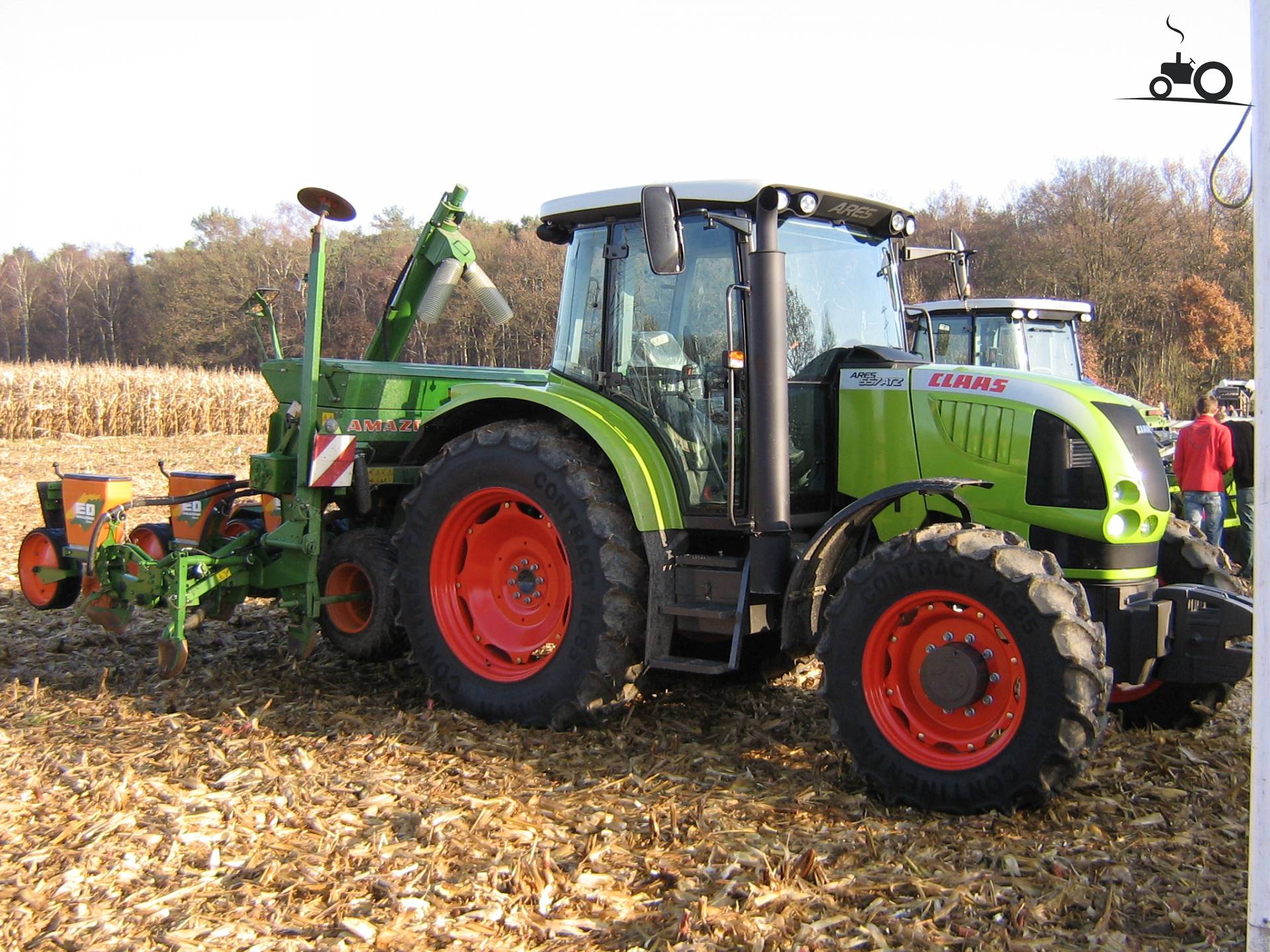 Claas Ares 557