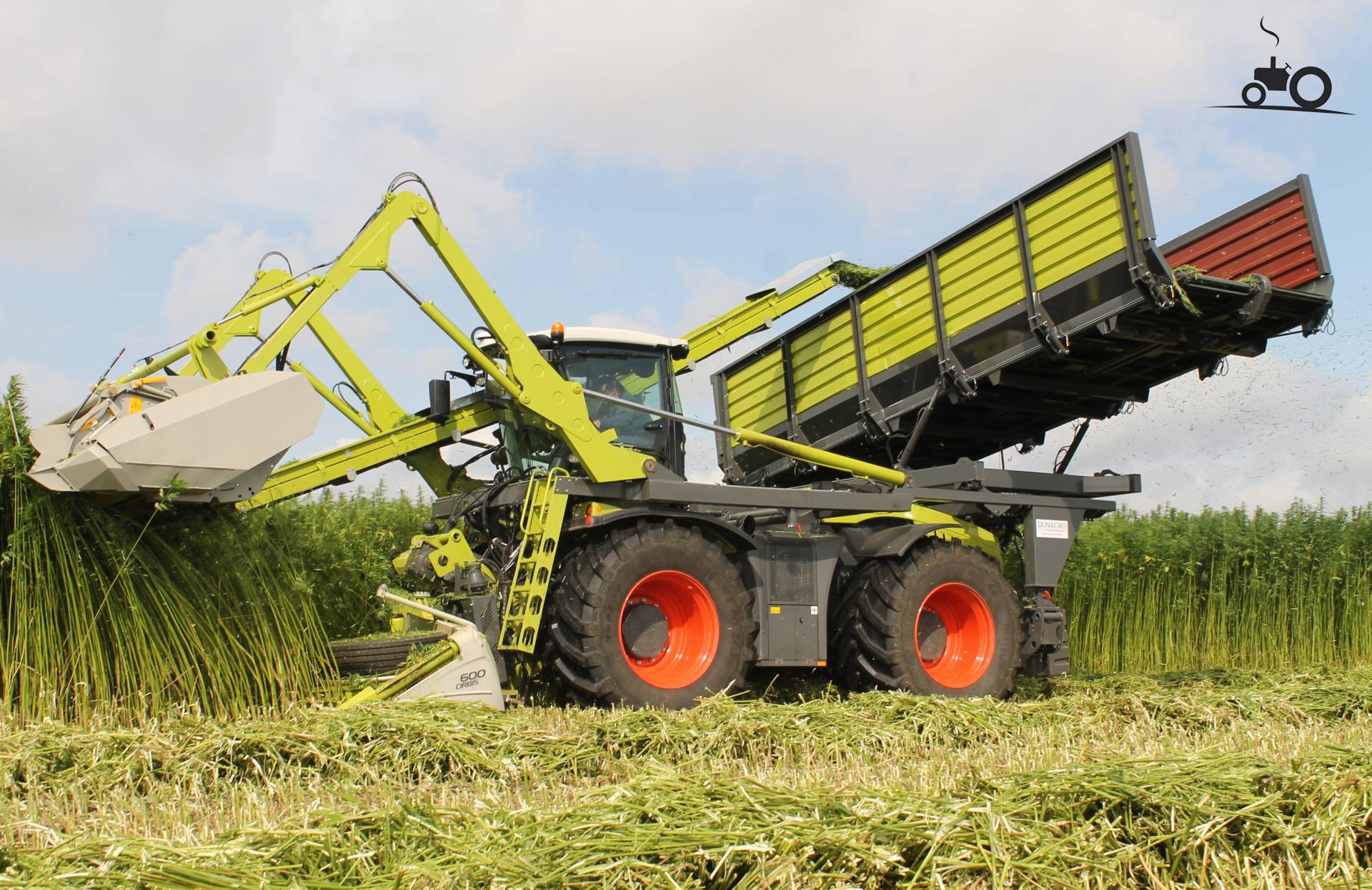 Foto Claas Xerion 4000 #864067