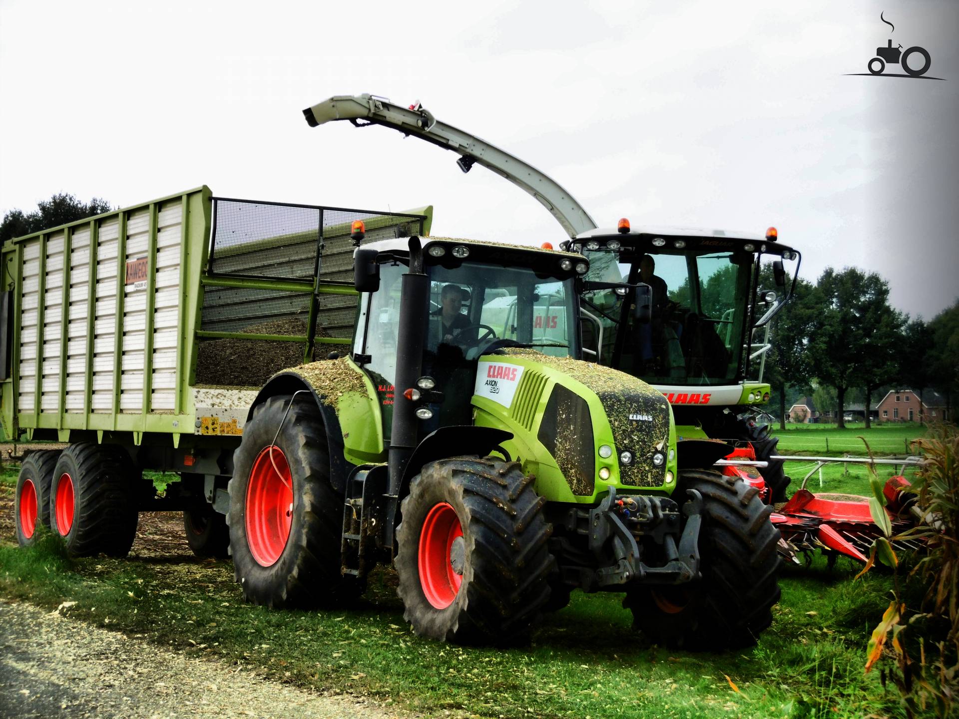 Foto Claas Axion 820 van H.j. Looman en Zn.