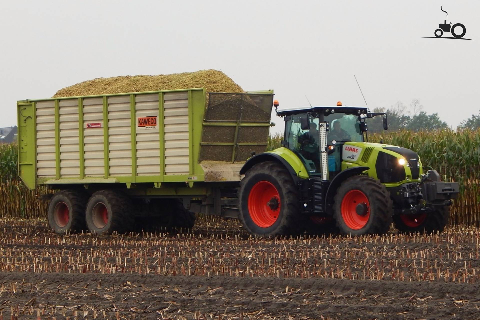 Foto Claas Axion 810 #878501
