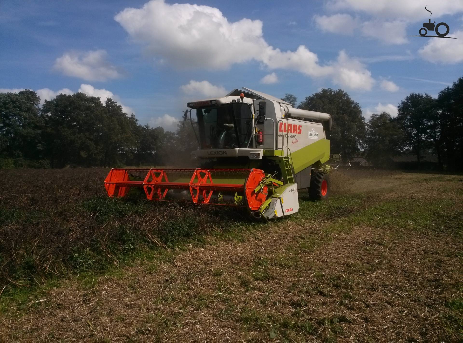 Foto Claas Lexion 420 van Wansink Aardappelen