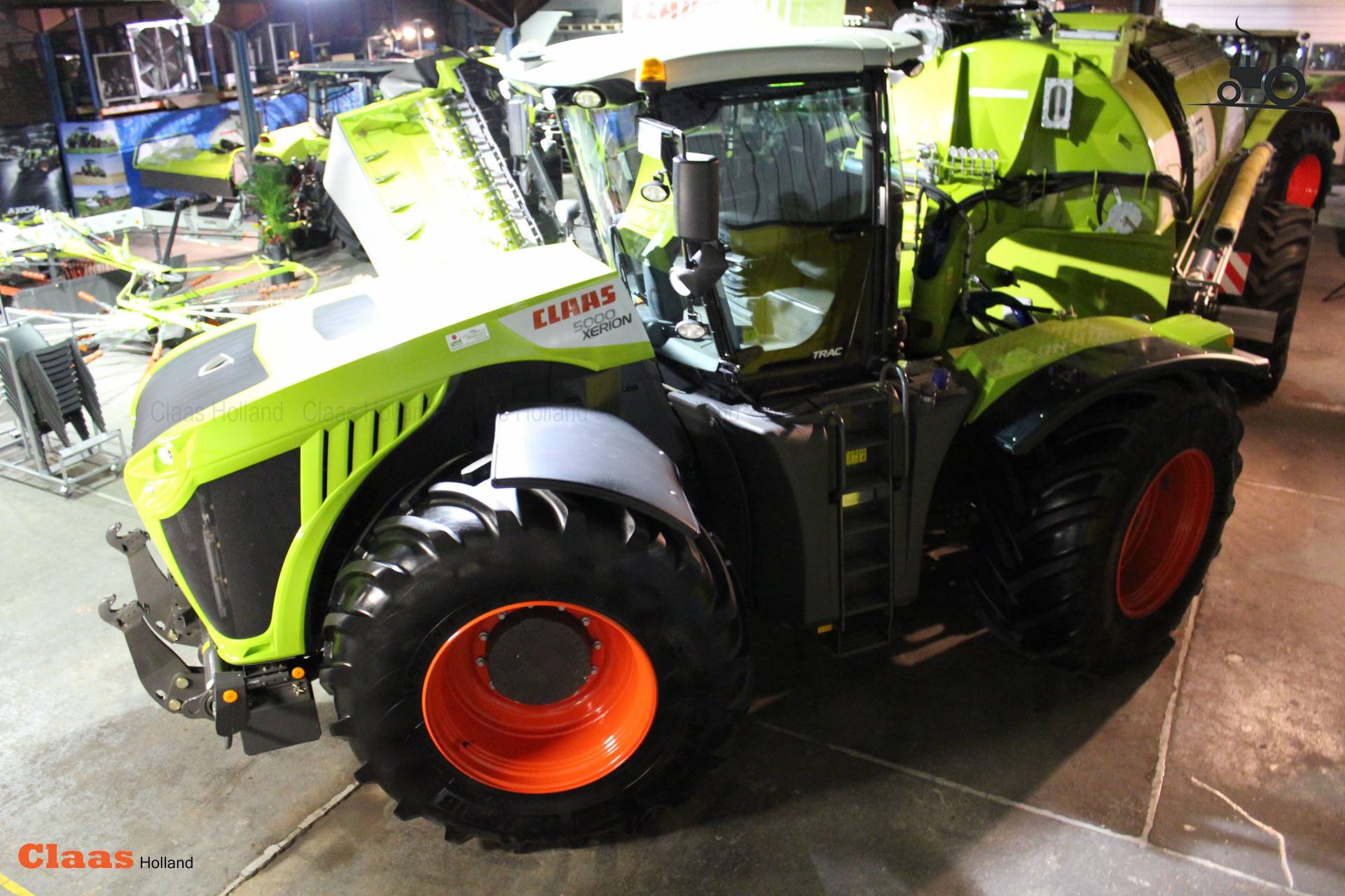 Claas Xerion 5000 - United Kingdom - Tractor picture #890597