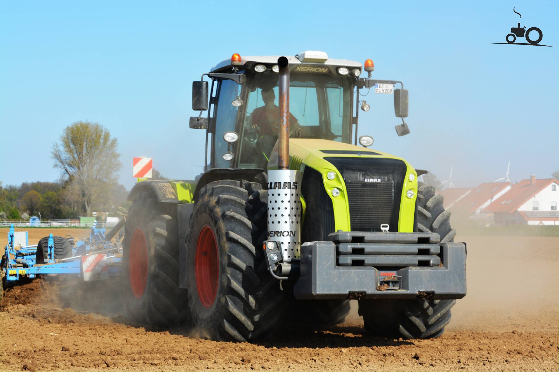 Claas Xerion 5000 - United Kingdom - Tractor picture #908167
