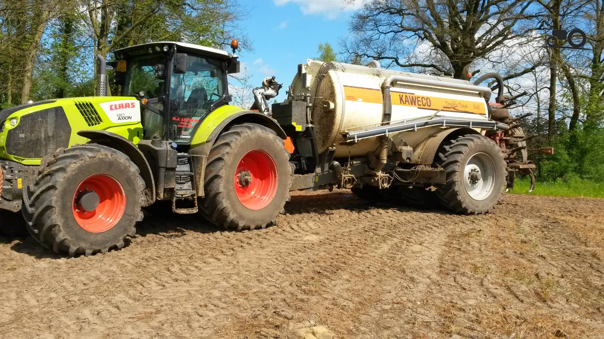 Foto Claas Axion 810 #911213