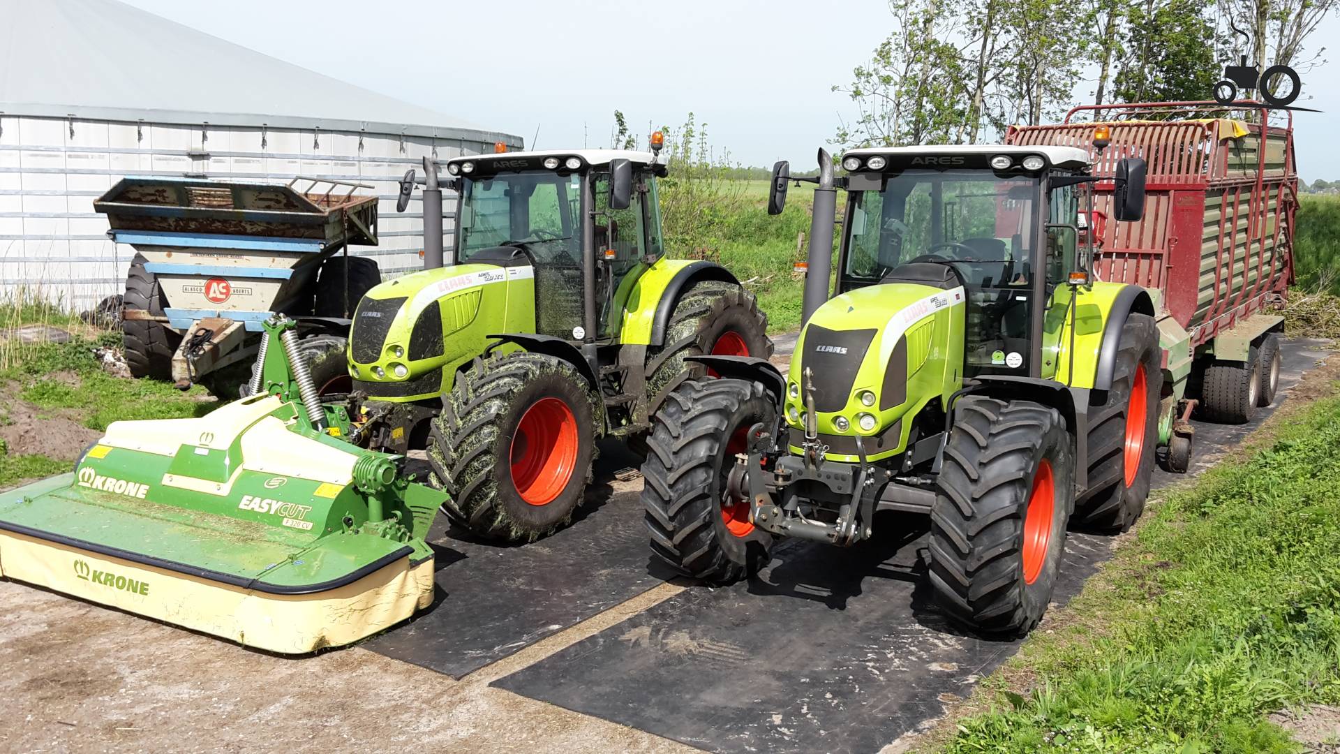 Foto Claas Ares 697 ATZ #912062