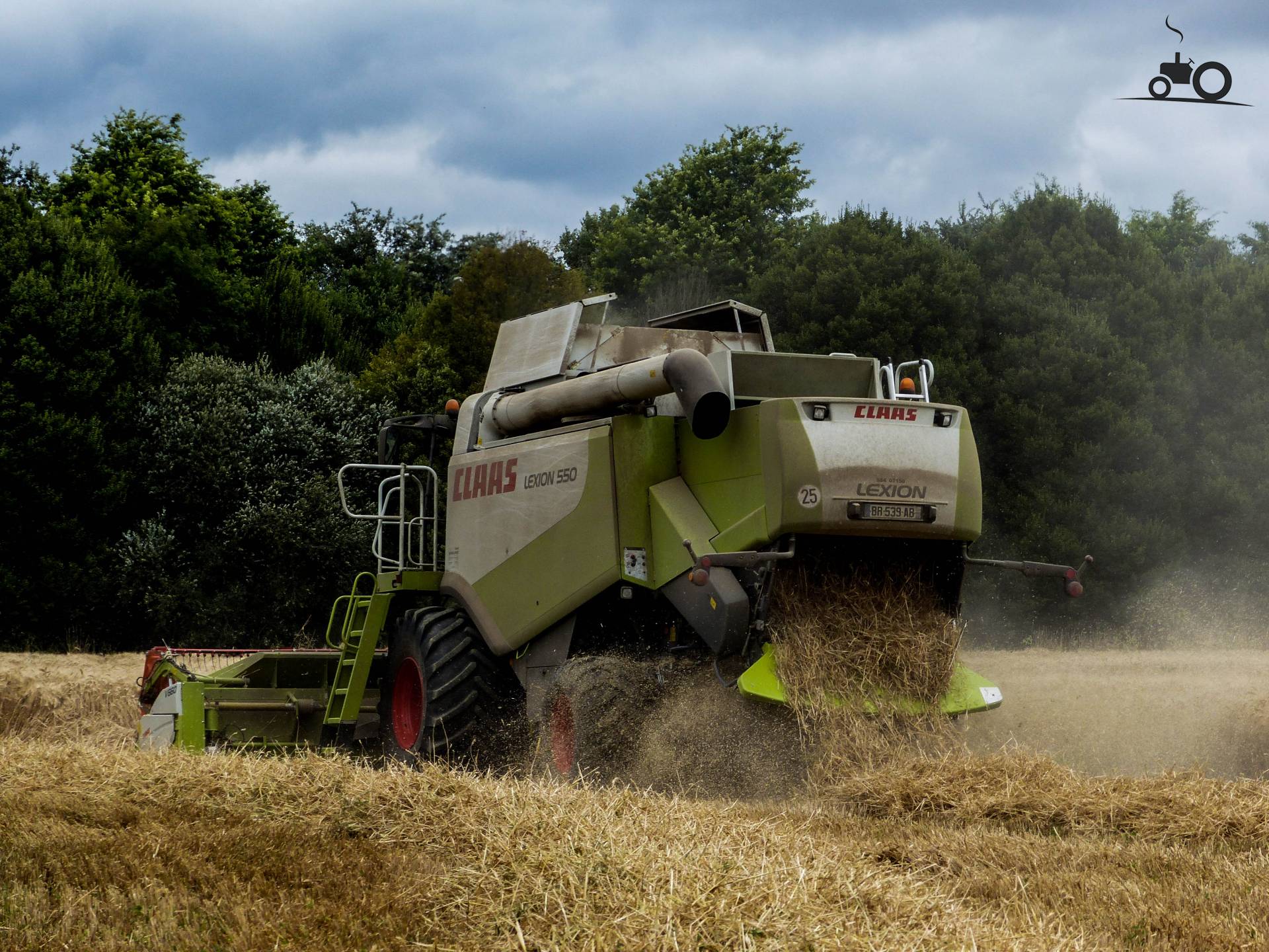 Foto Claas Lexion 550 #923410