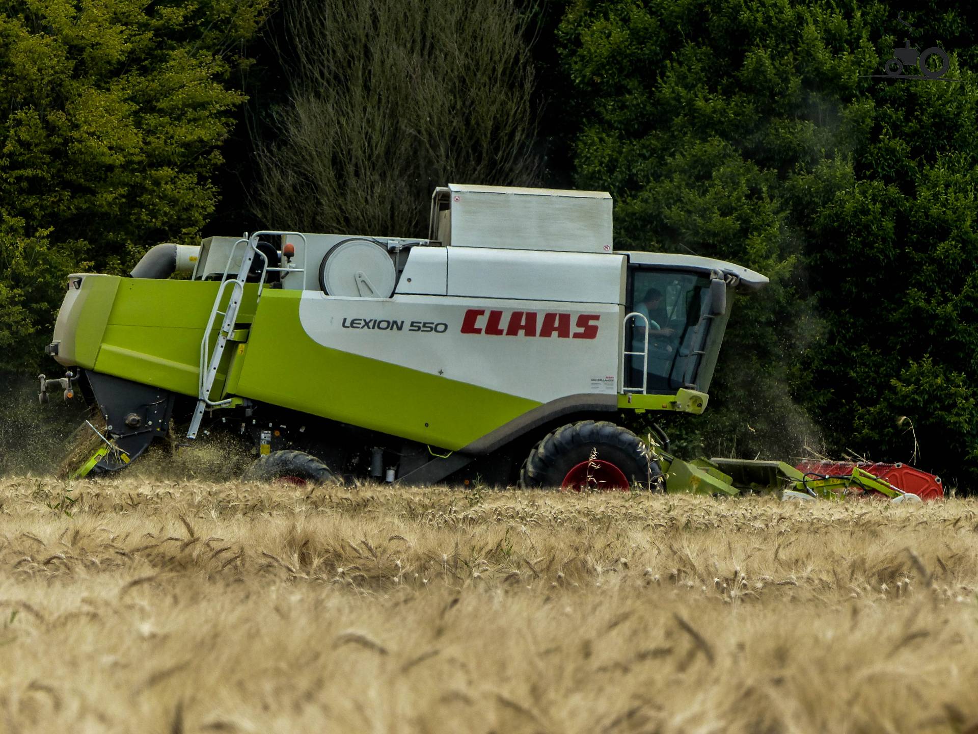 Foto Claas Lexion 550 #923411