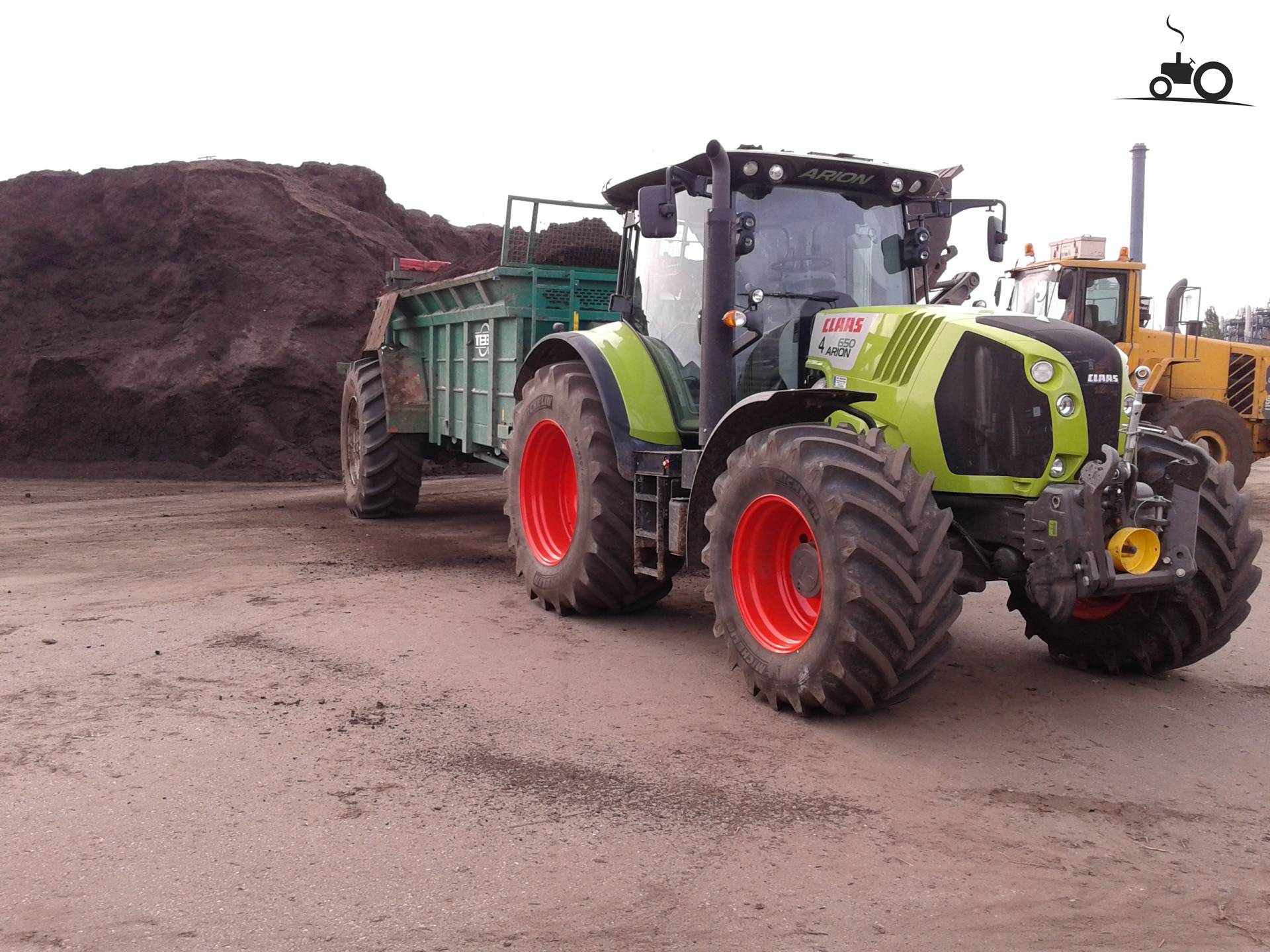 Foto Claas Arion 650 #928815