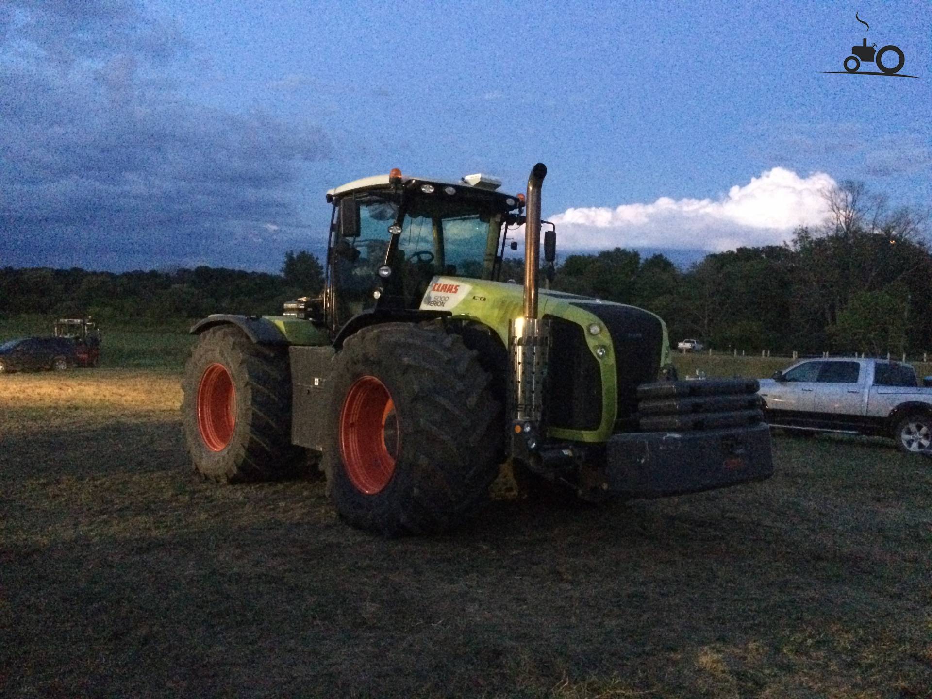 Claas Xerion 5000 - United Kingdom - Tractor picture #934970