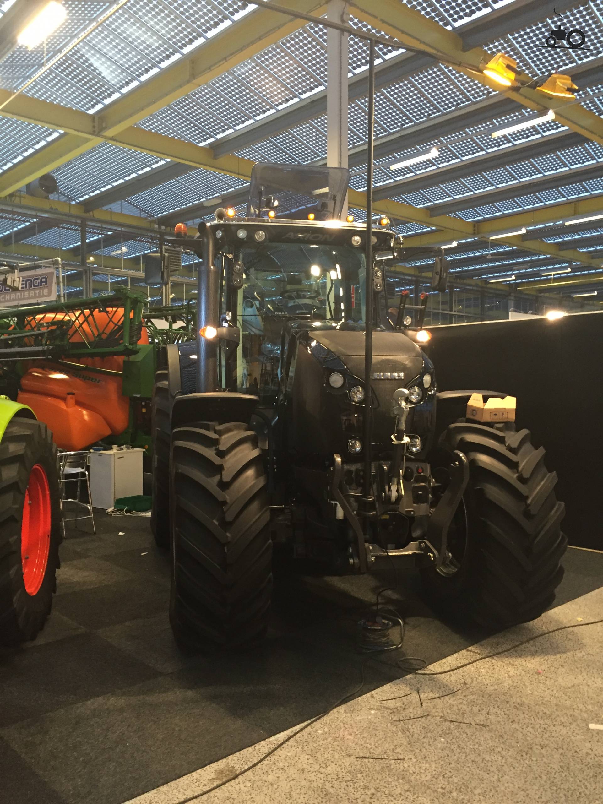 Foto Claas Axion 850 #952144