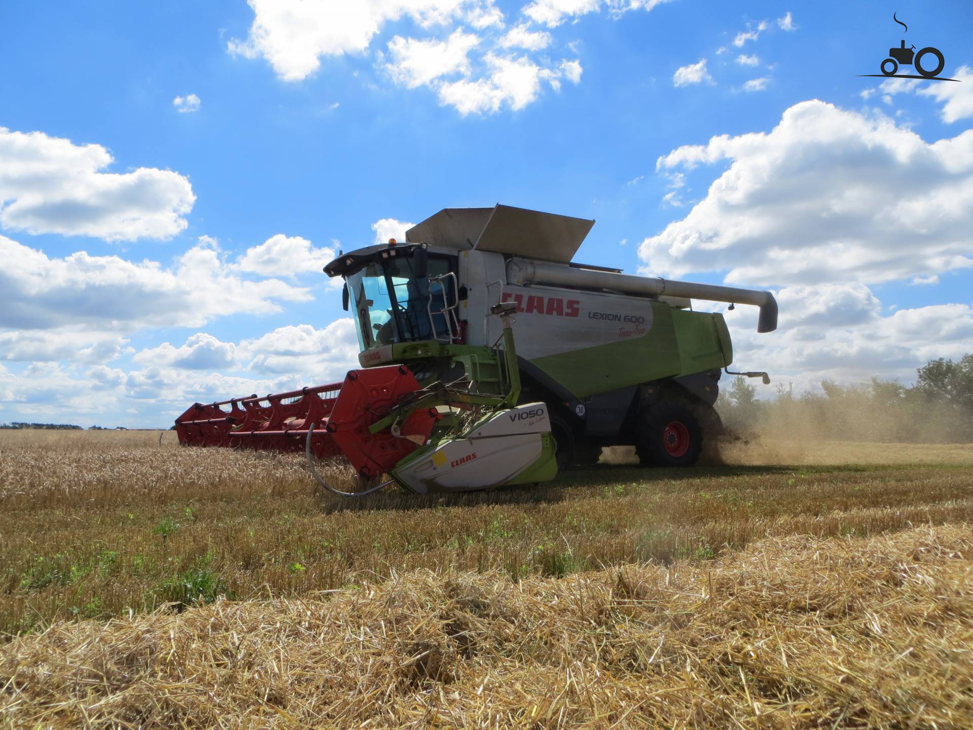 Foto Claas Lexion 600 #978849