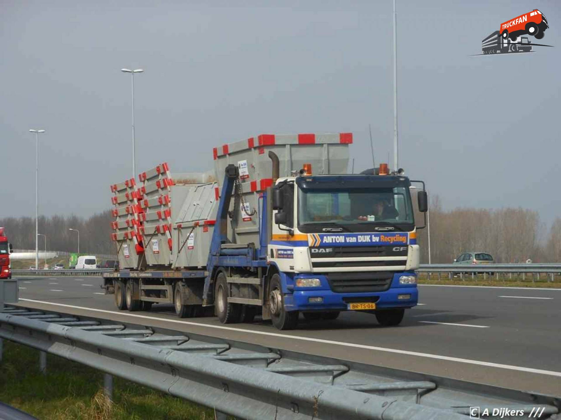 Foto DAF CF75 van Anton van Dijk Recycling B.V.