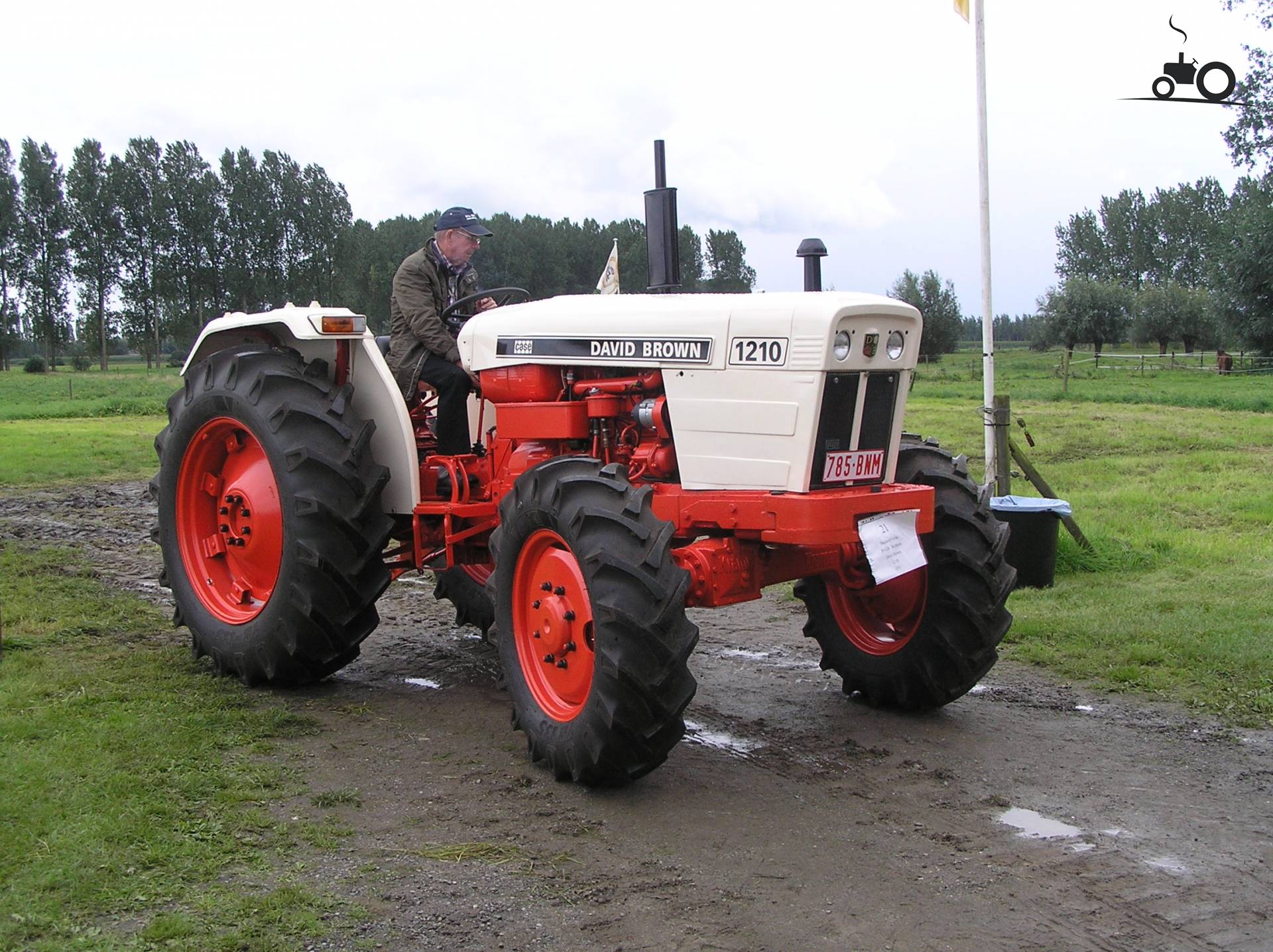 David Brown 1210 - France - Tracteur image #533617