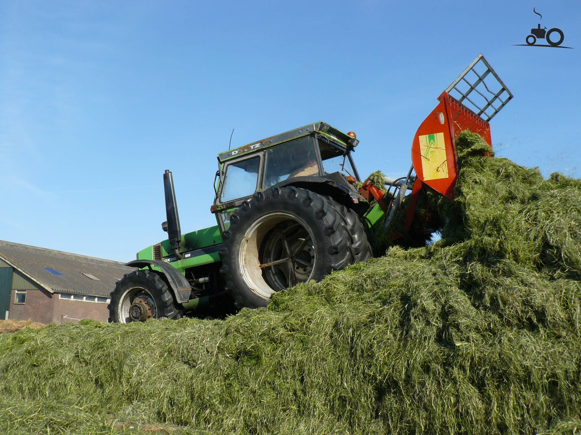 Foto Deutz-Fahr DX 110 #233566