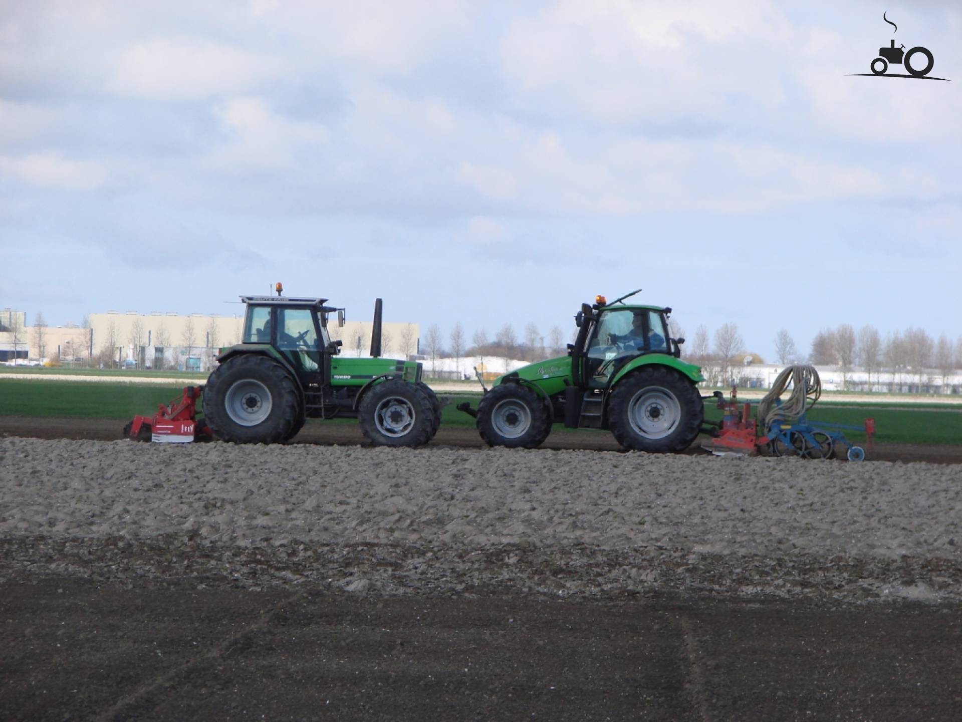 Foto Deutz-Fahr Agrotron #49384