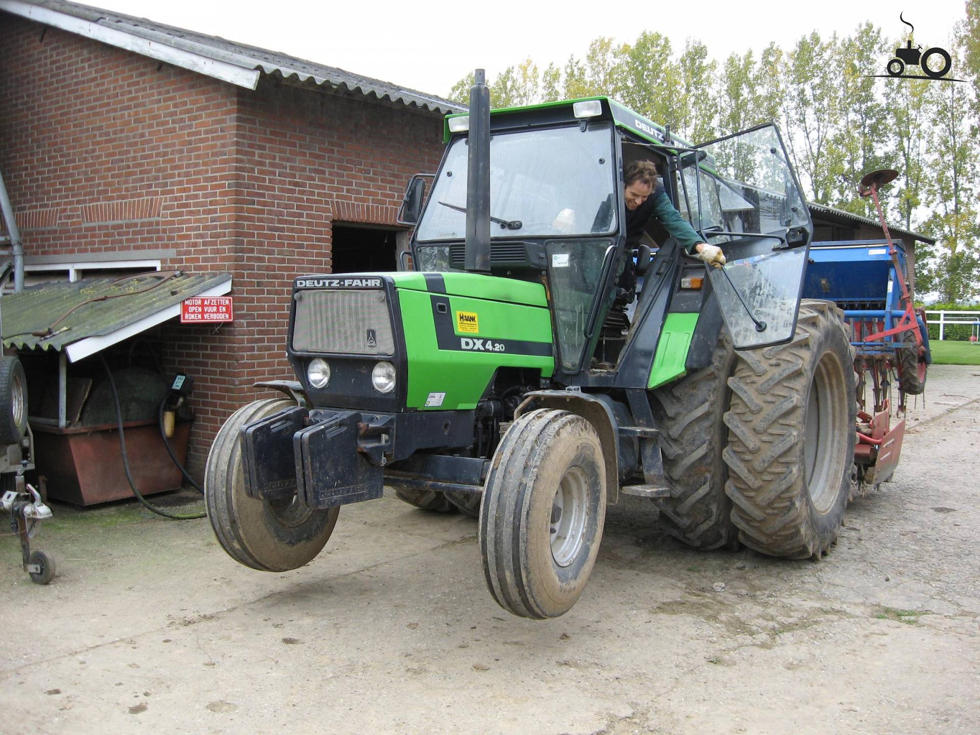 Foto Deutz-Fahr DX 4.20 #81455