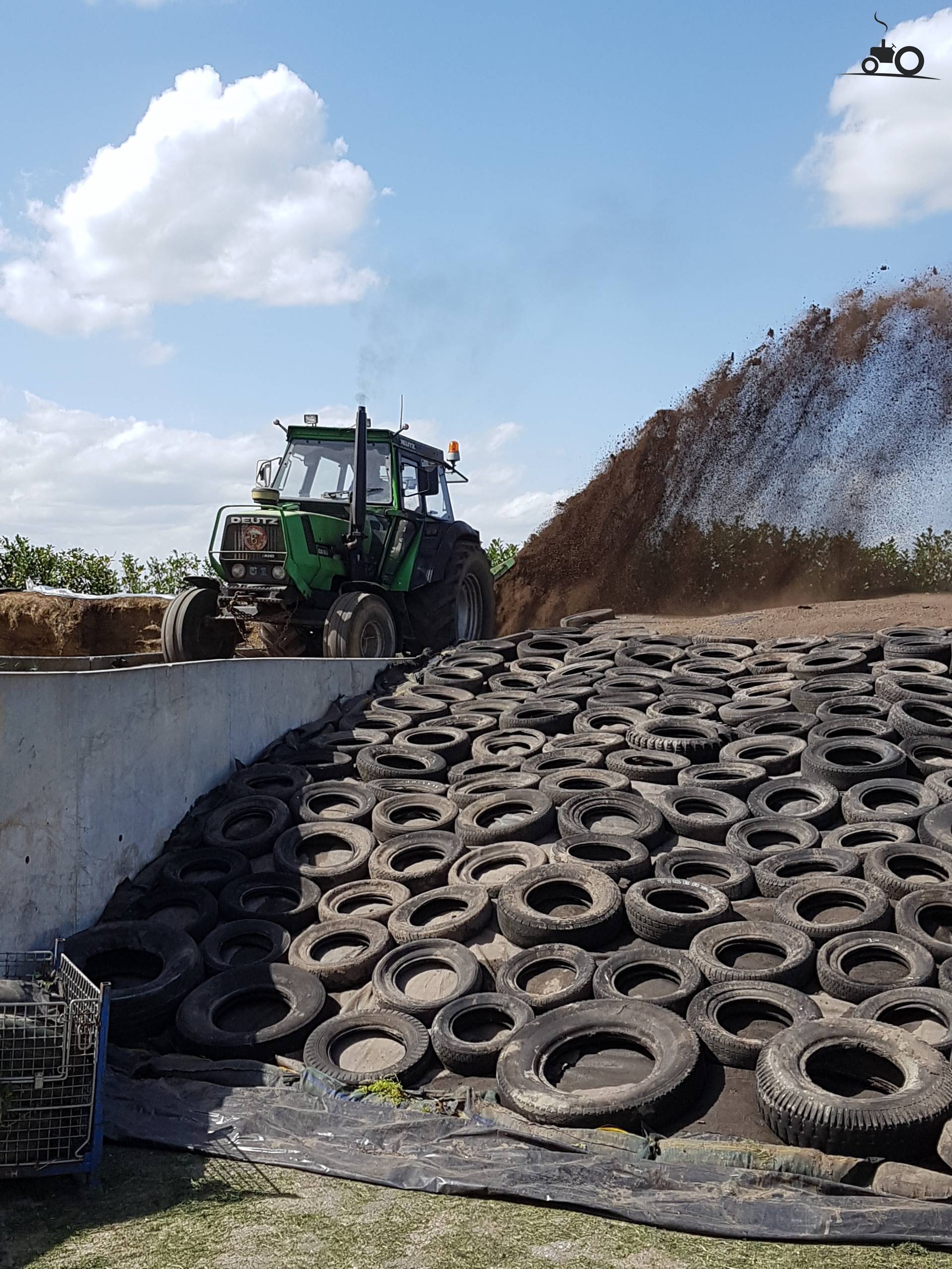 Foto Deutz DX 85 #1291681