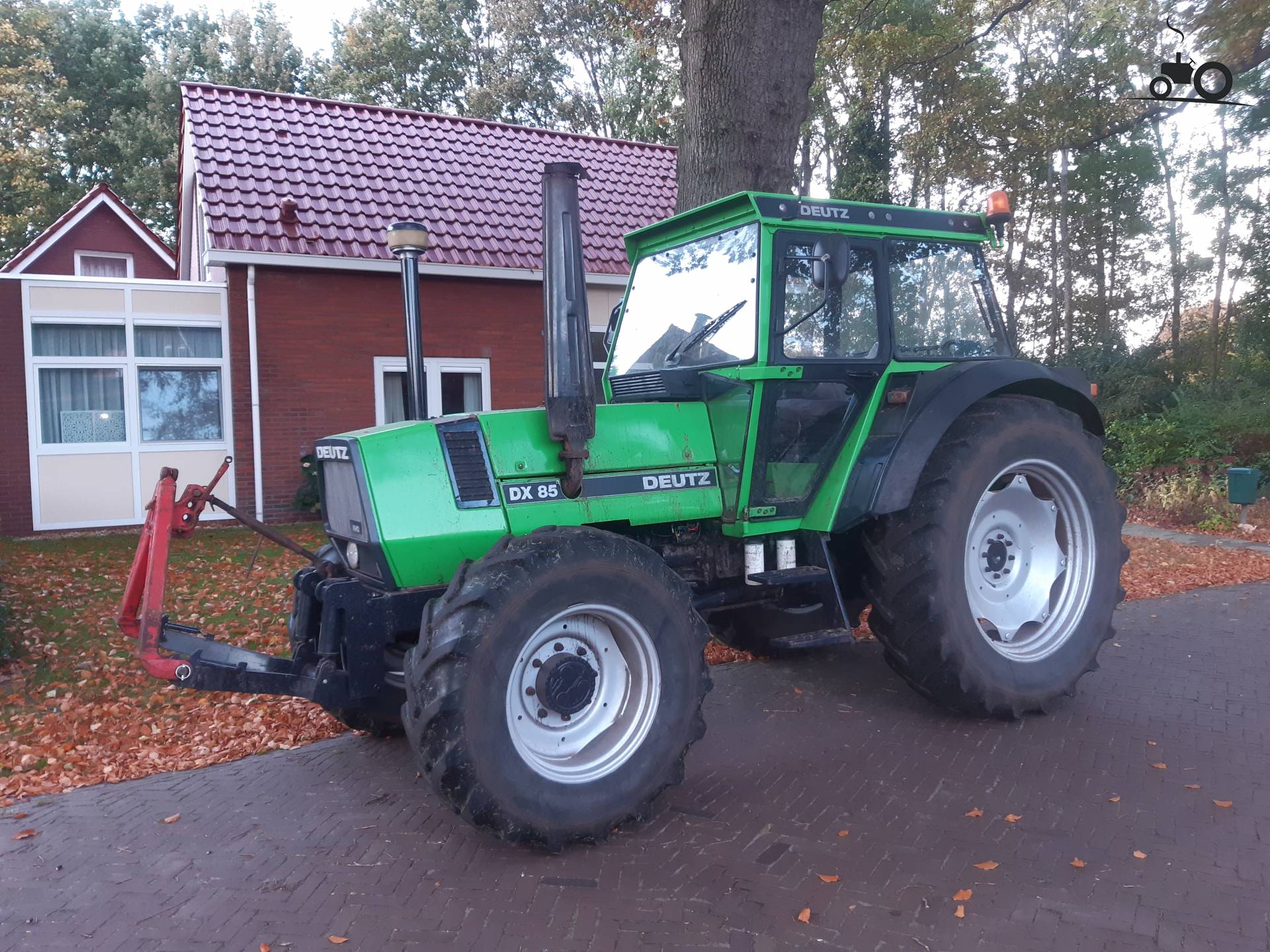 Foto Deutz DX 85 #1443209